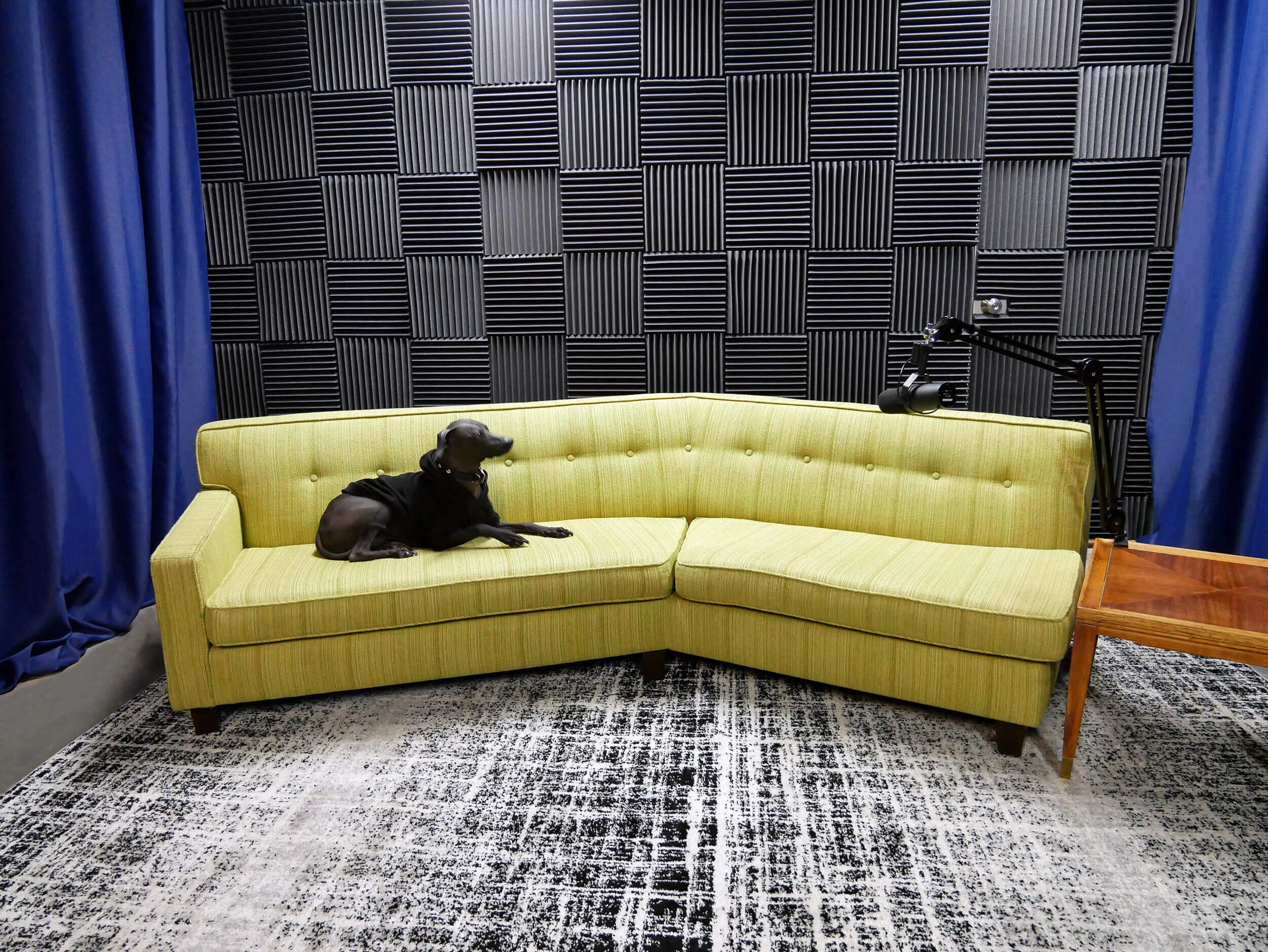 Podcast Studio LA - Professional Podcast Studio on West Side of Los ...