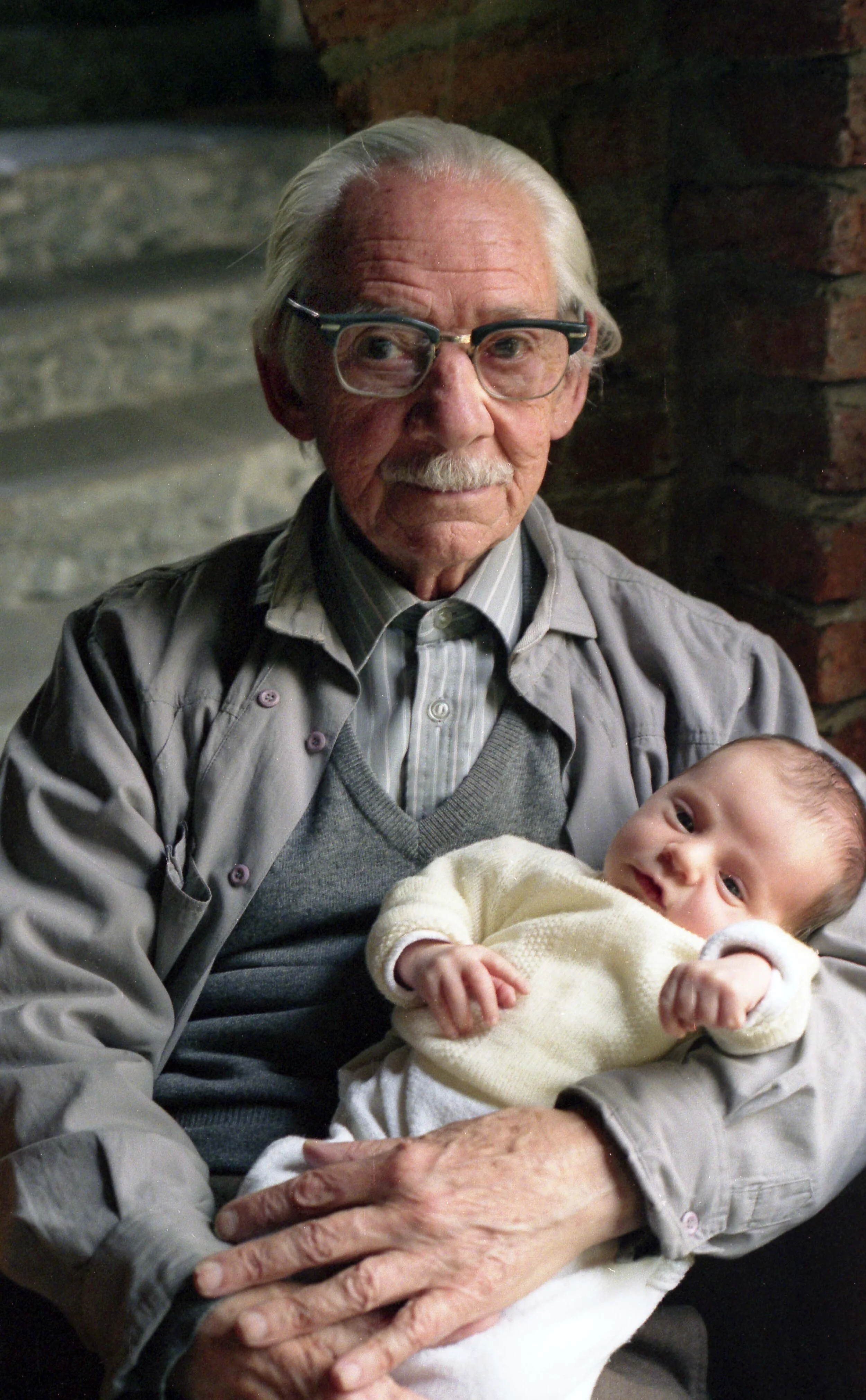 Manuel Alvarez Bravo — Arthur Ollman