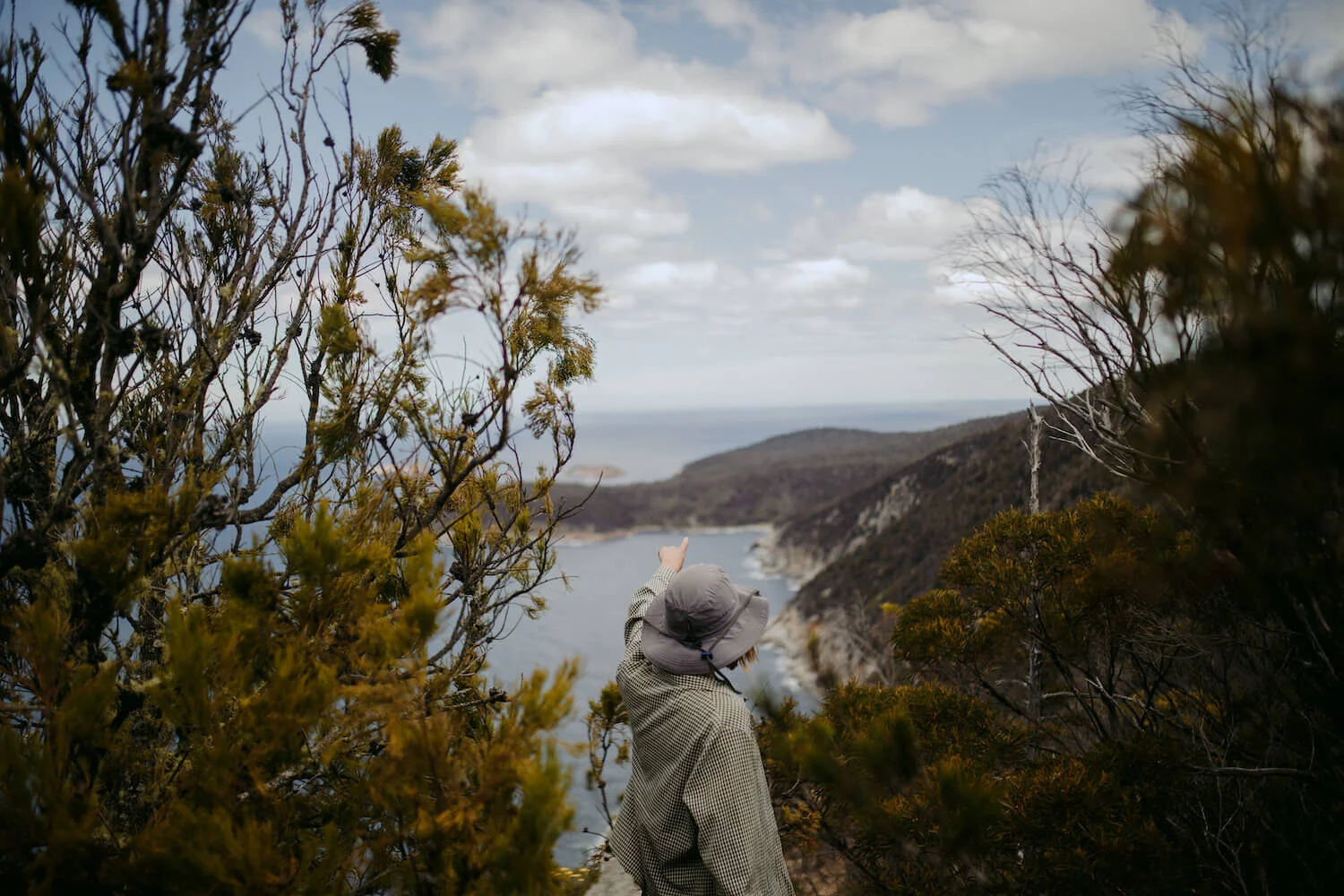 Walking Tour in Tasmania | Freycinet Experience Walk