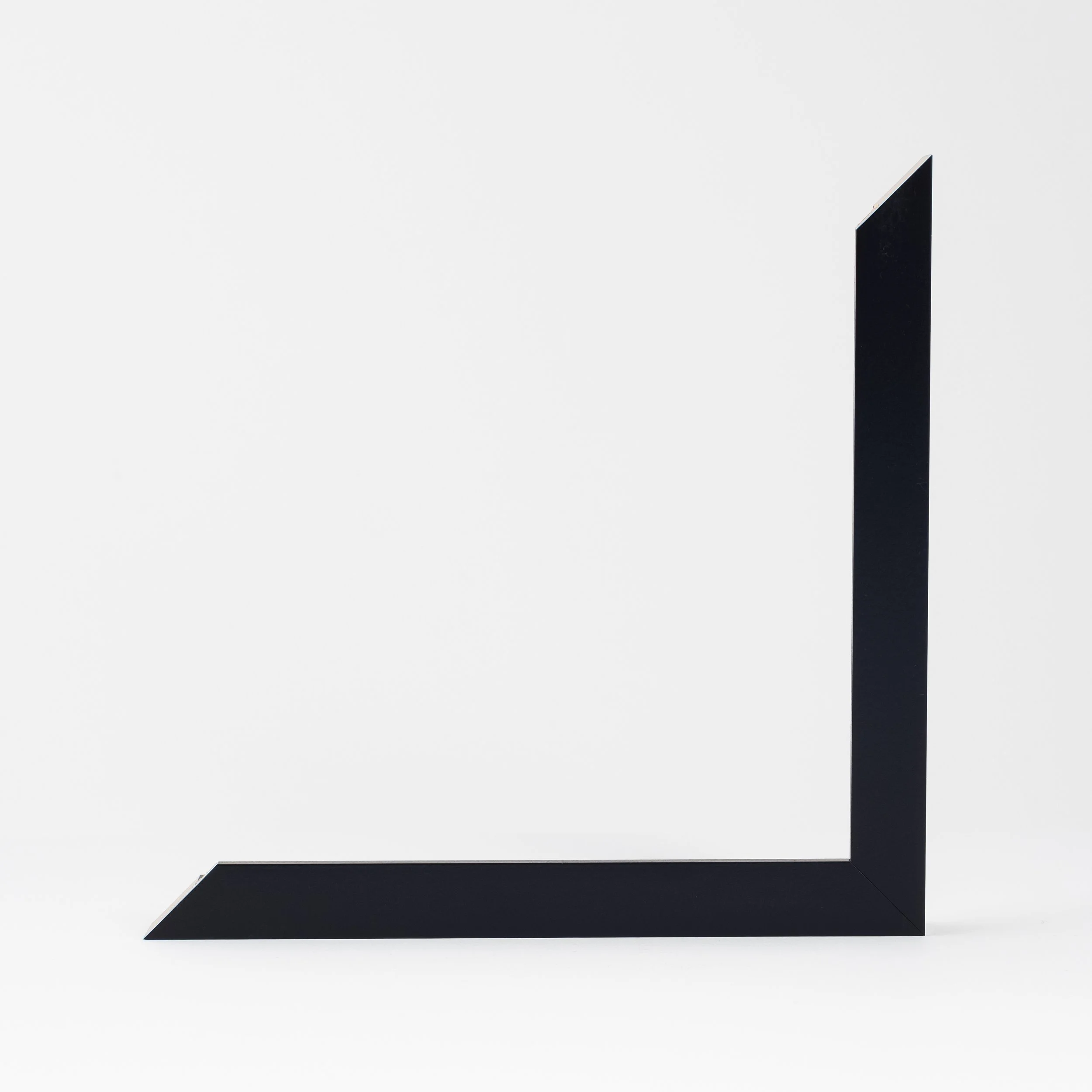 Satin Black Maple .75 "Frame Corner — MUSEA Lab