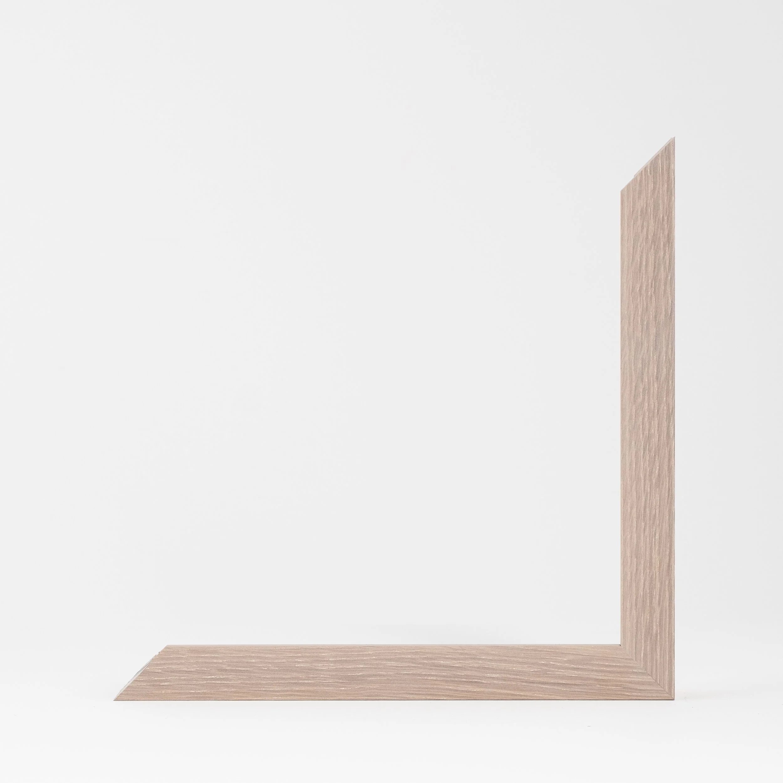 Bleached White Oak .75" Frame Corner — MUSEA Lab