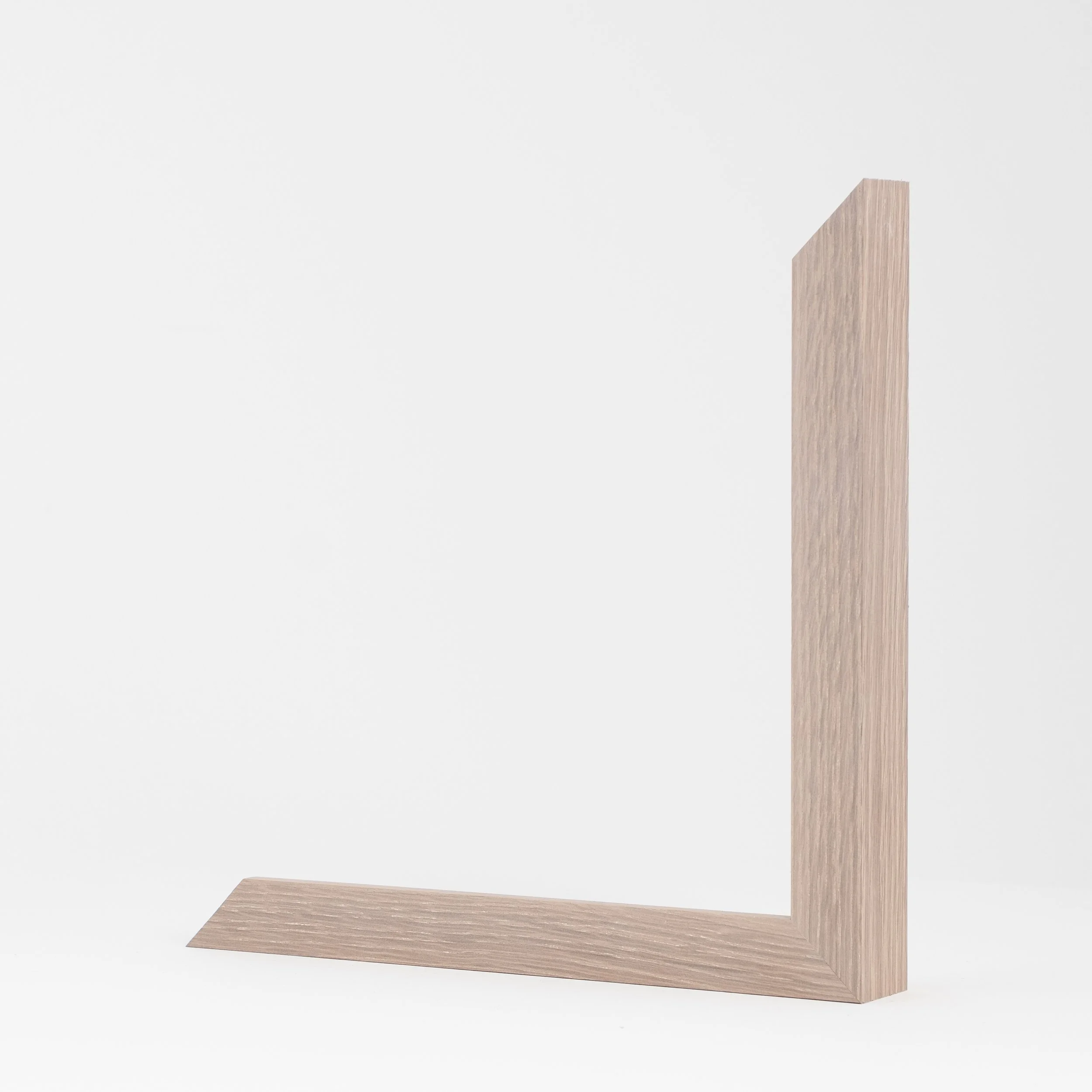 Bleached White Oak .75" Frame Corner — MUSEA Lab