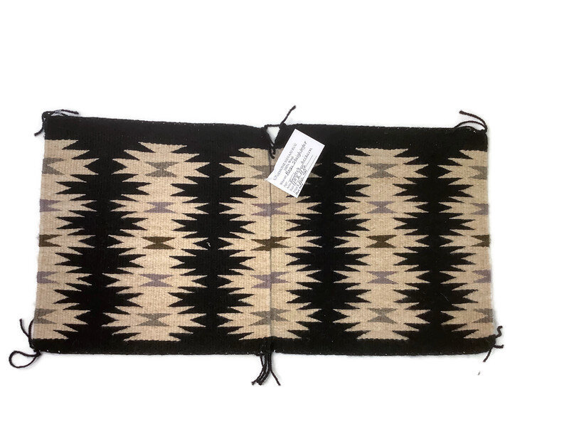 Navajo Rugs — Chee's Indian Store