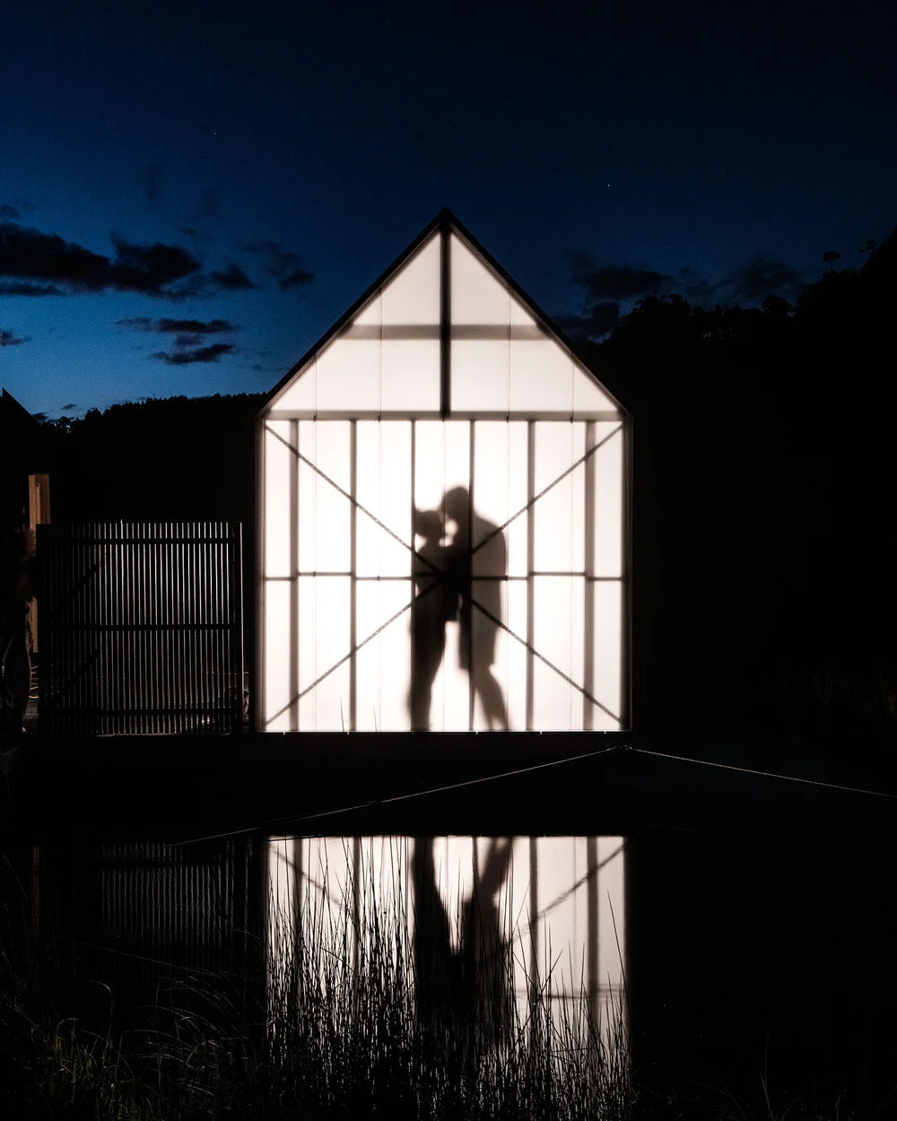 Floating Sauna Lake Derby | Experience Floating Relaxation Today