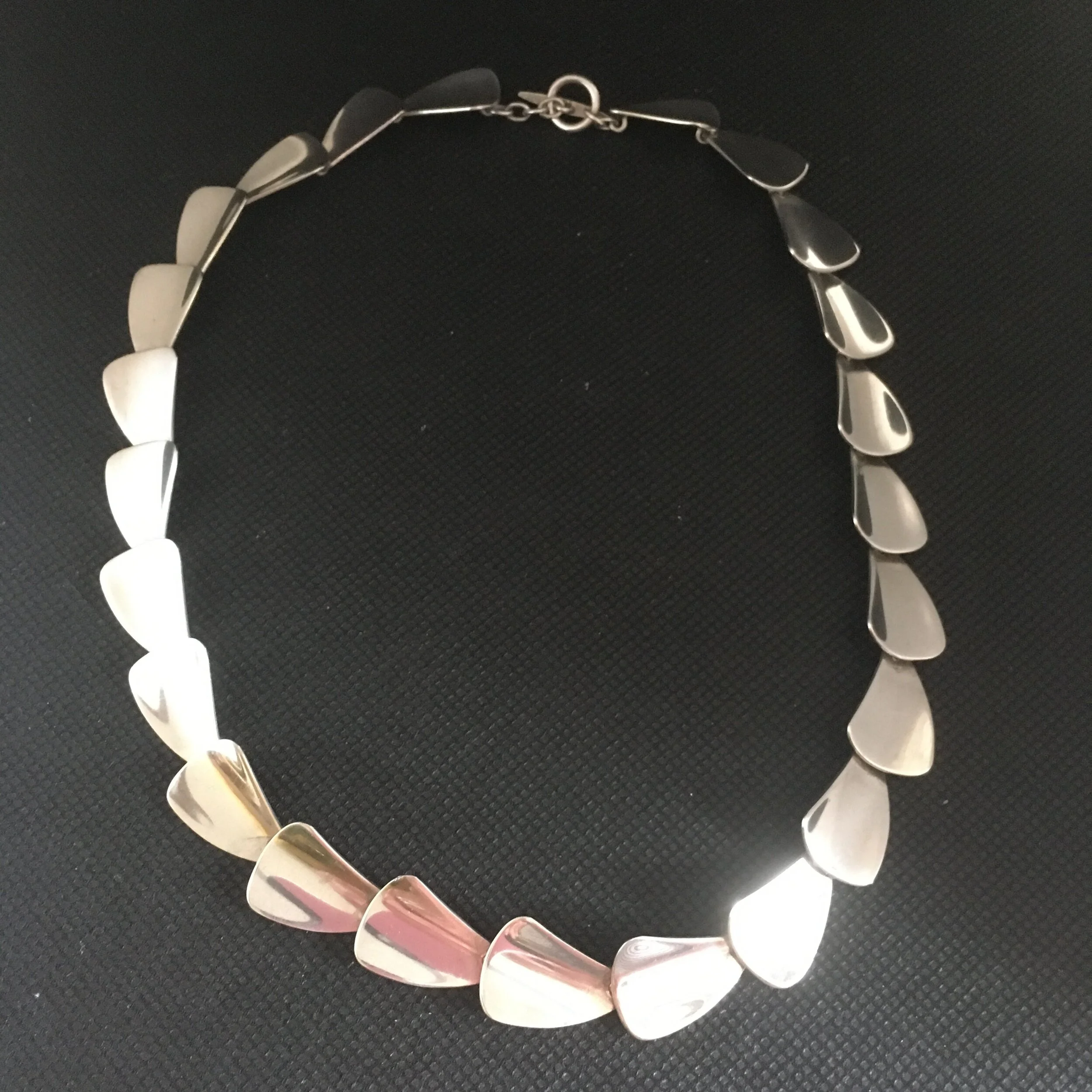 Store 2 — Dansk Silver