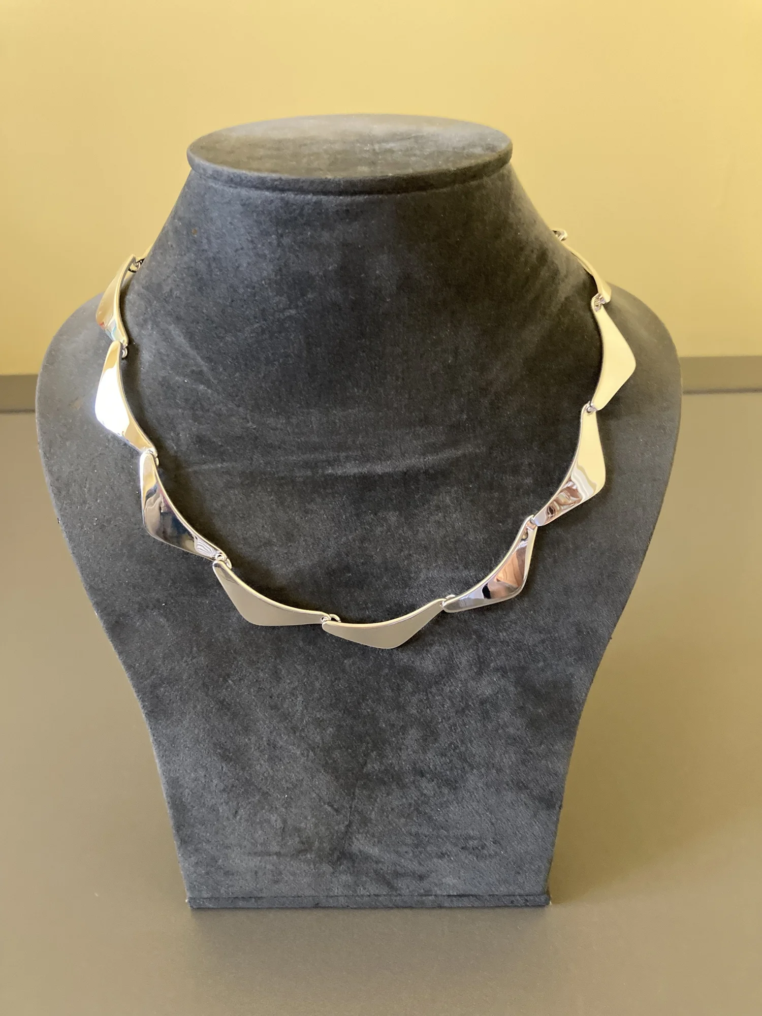 Store 2 — Dansk Silver