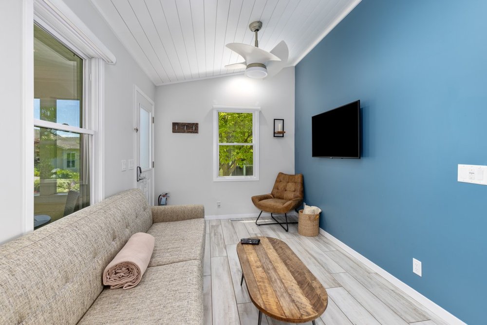 Dixie Cottage at Old Pike Cottages — Old Pike Cottages