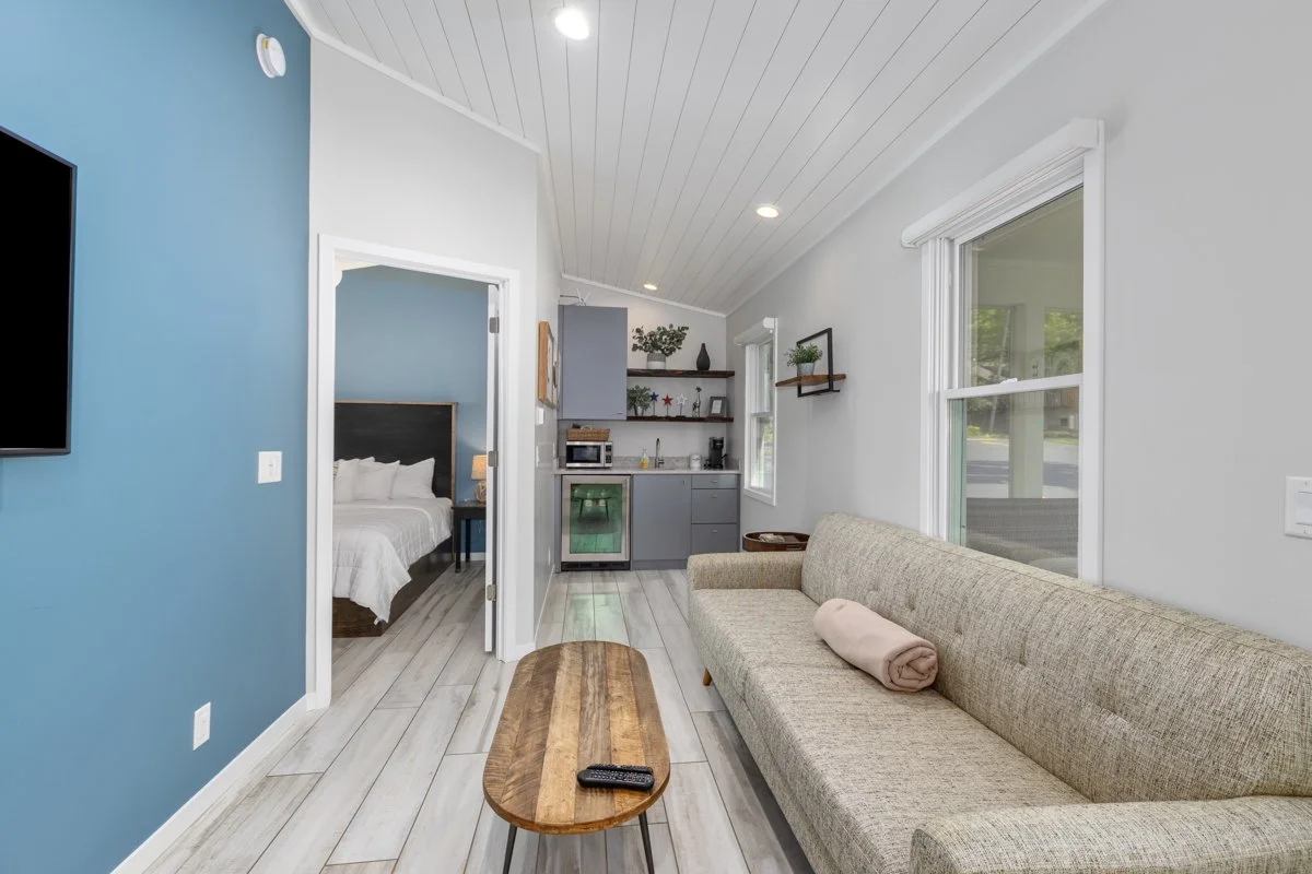 Dixie Cottage at Old Pike Cottages — Old Pike Cottages