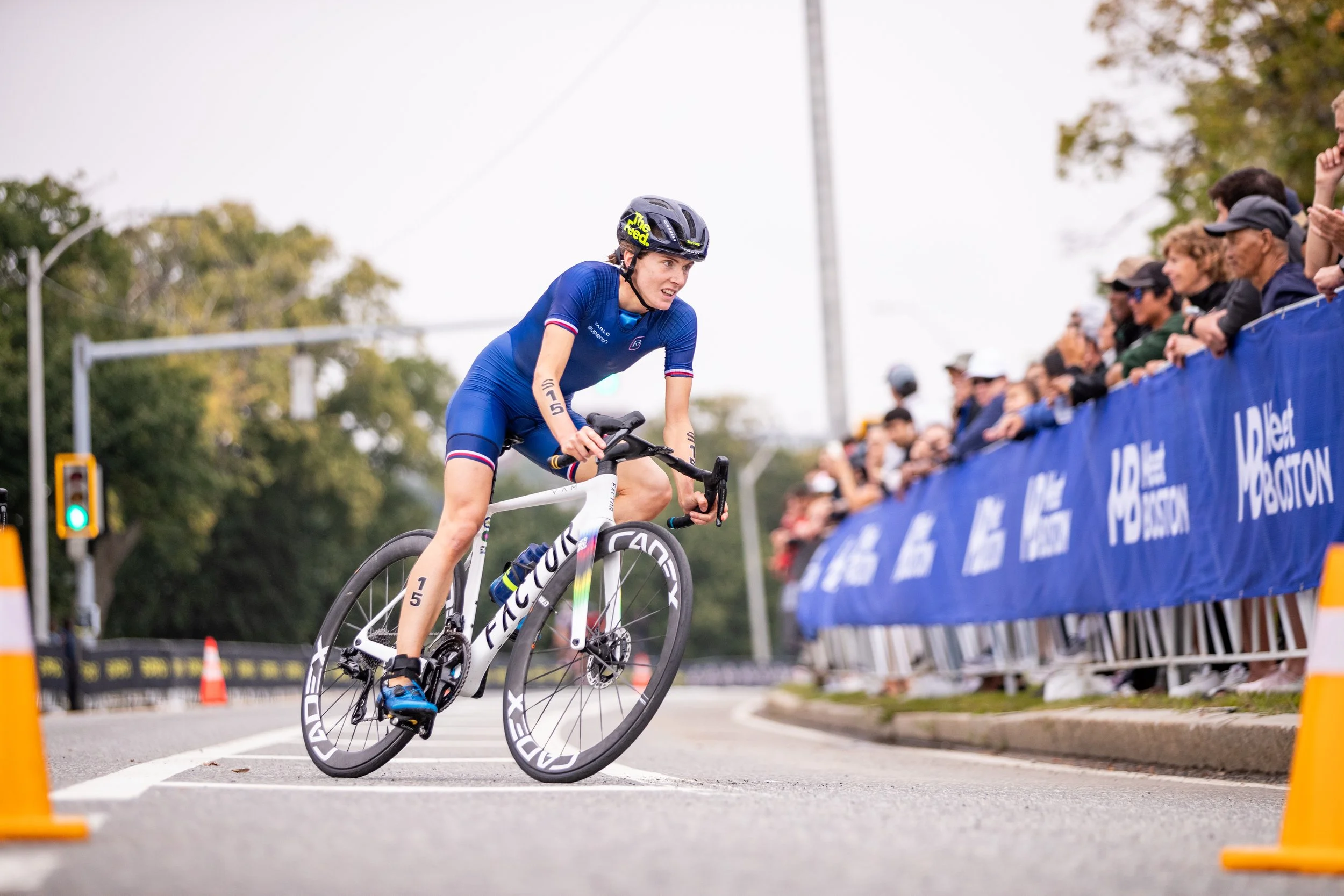 Beth Potter Talks Paris 2024 Medals, Age in Triathlon, and Setting ...