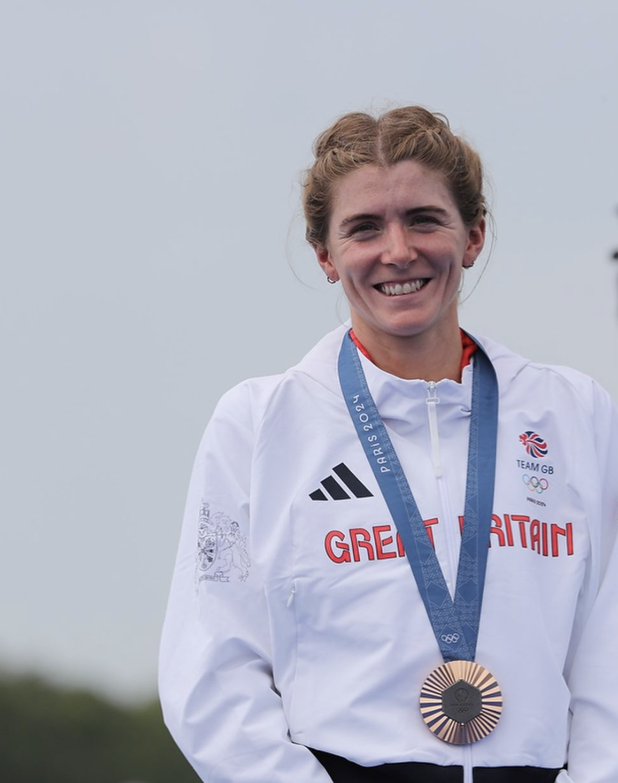 Beth Potter Talks Paris 2024 Medals, Age in Triathlon, and Setting Sights on LA 2028 - The C ...