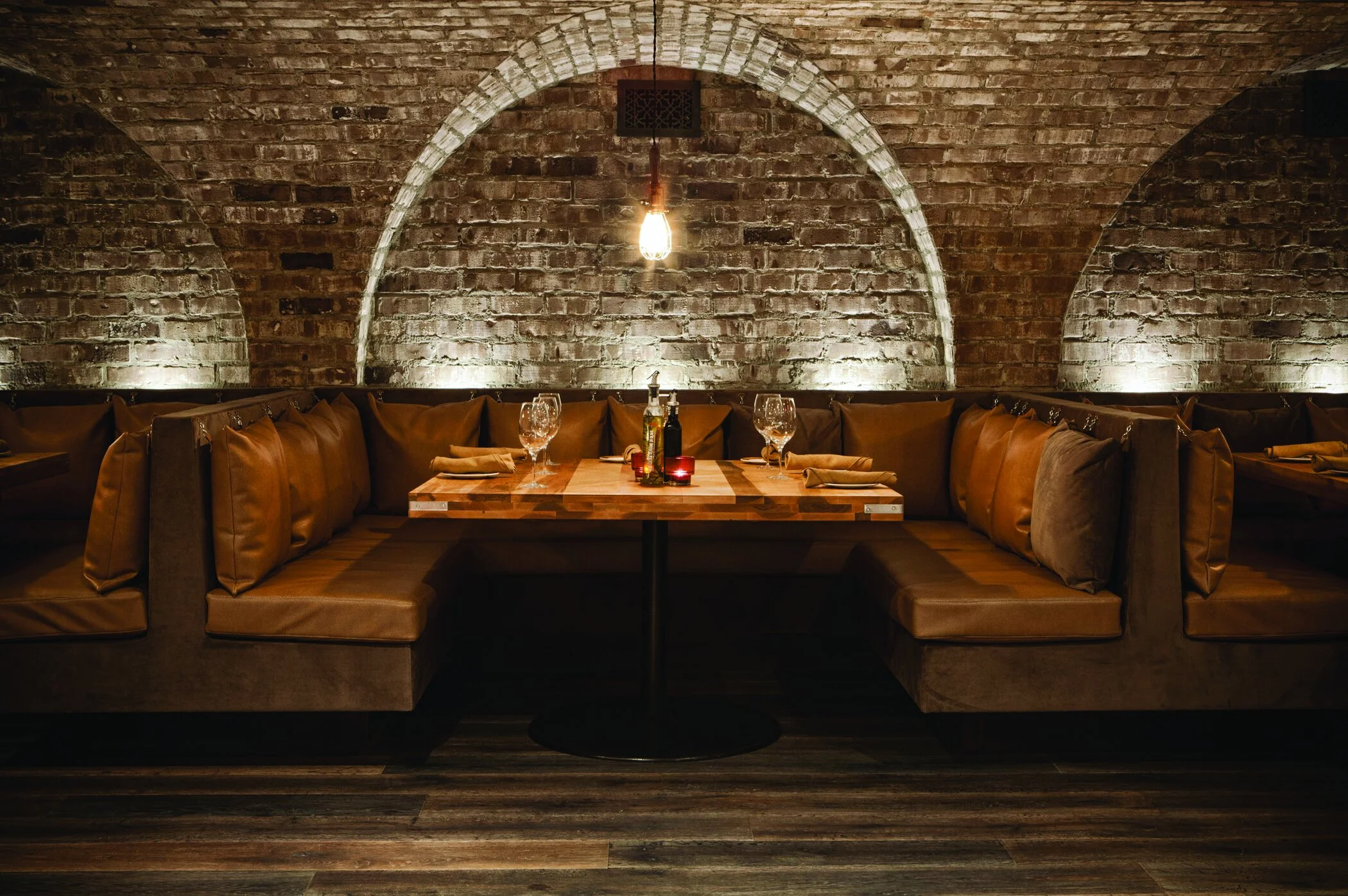 Yonge St — Cibo Wine Bar