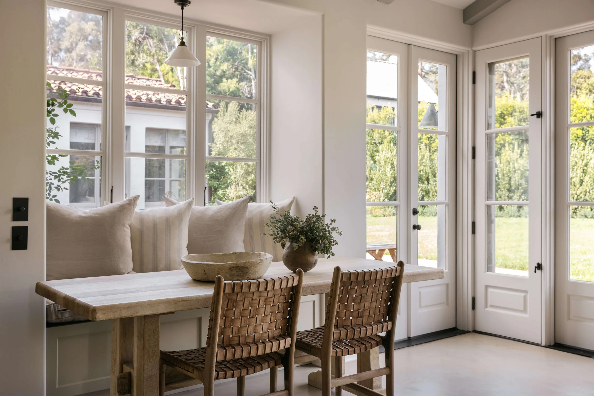 765 Ranch Ln — Richard Ehrlich Luxury Los Angeles Real Estate