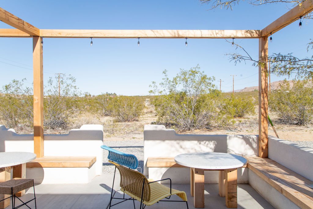 Más o Menos • Studio Plow