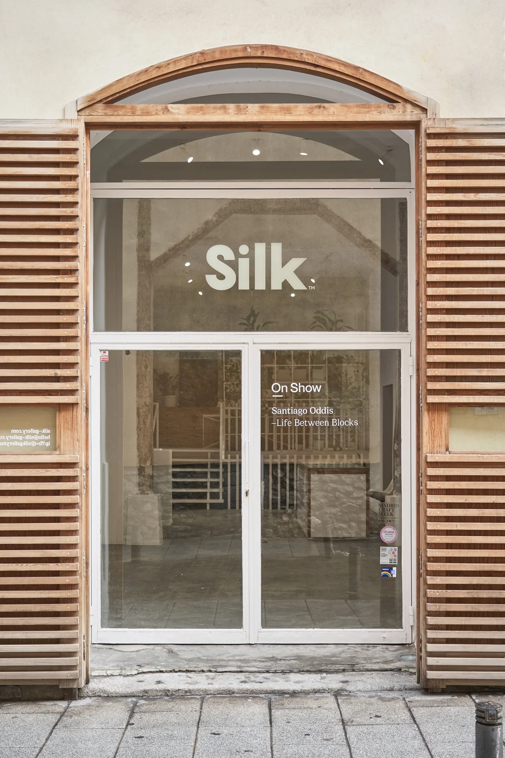 Life Between Blocks / Santiago Oddis — Silk Gallery