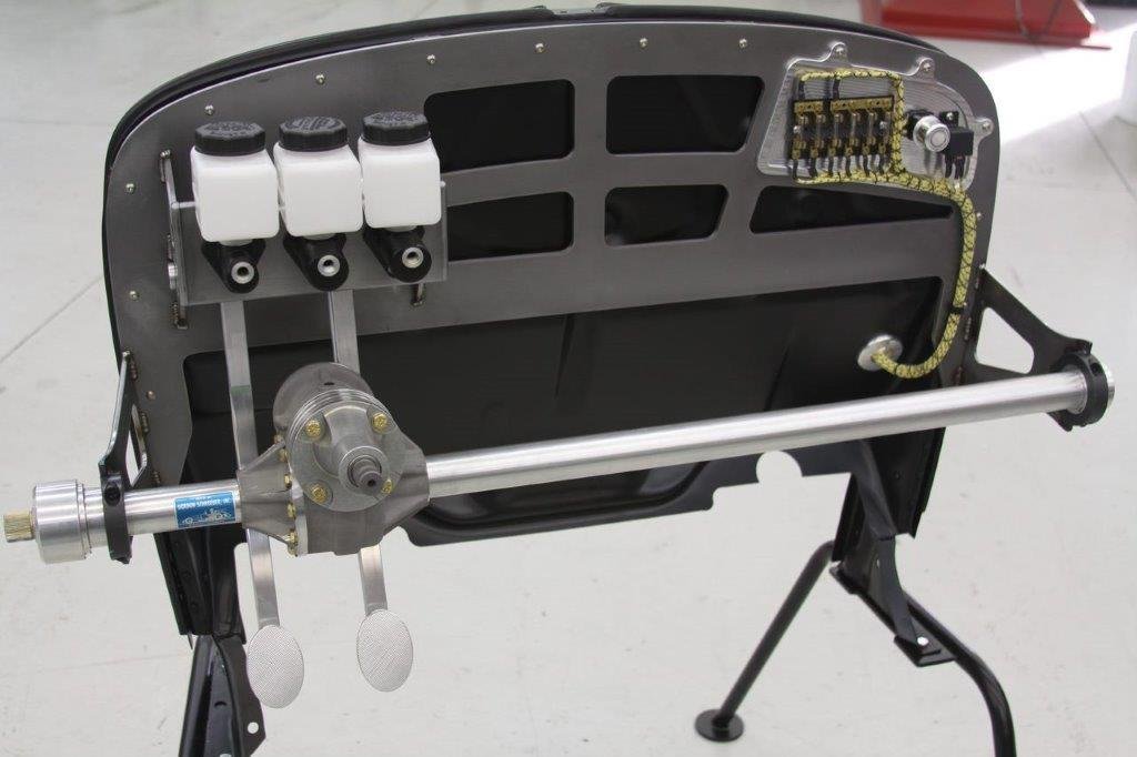 1932 Ford Swinging Pedal Assembly — Leading Edge Machine and Design