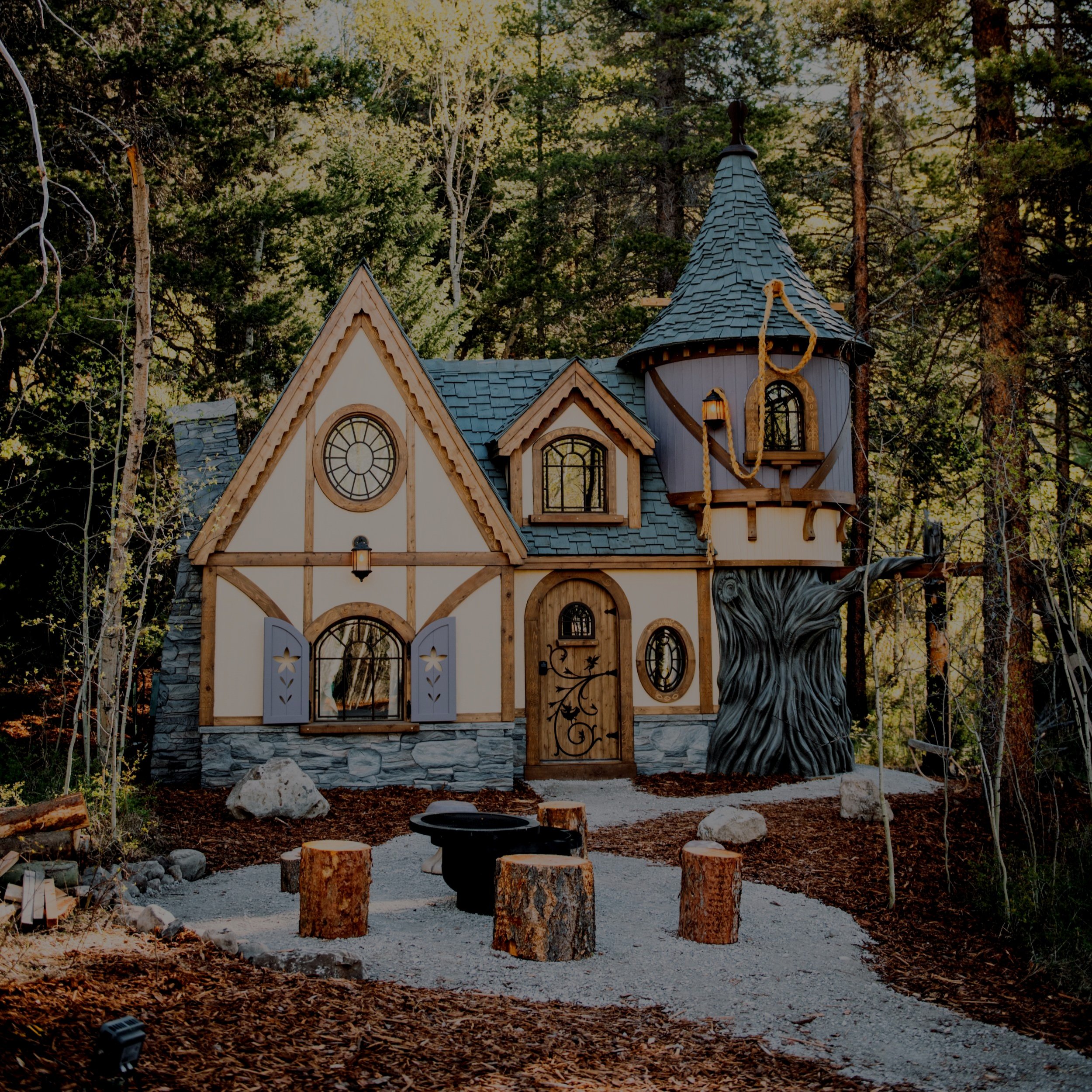 Charmed Family Resorts │Family Resort Experience.