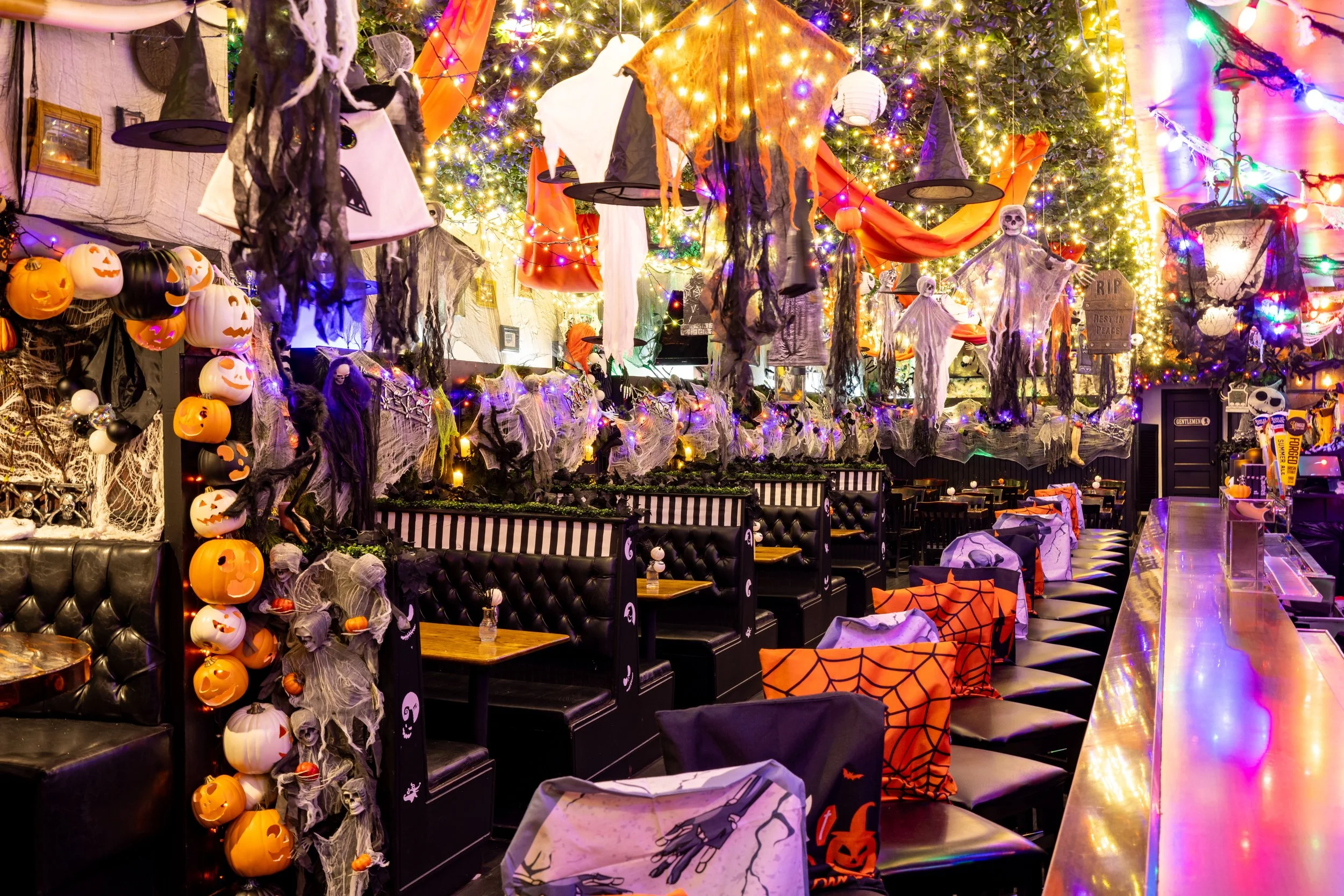 Craftsman Row Saloon