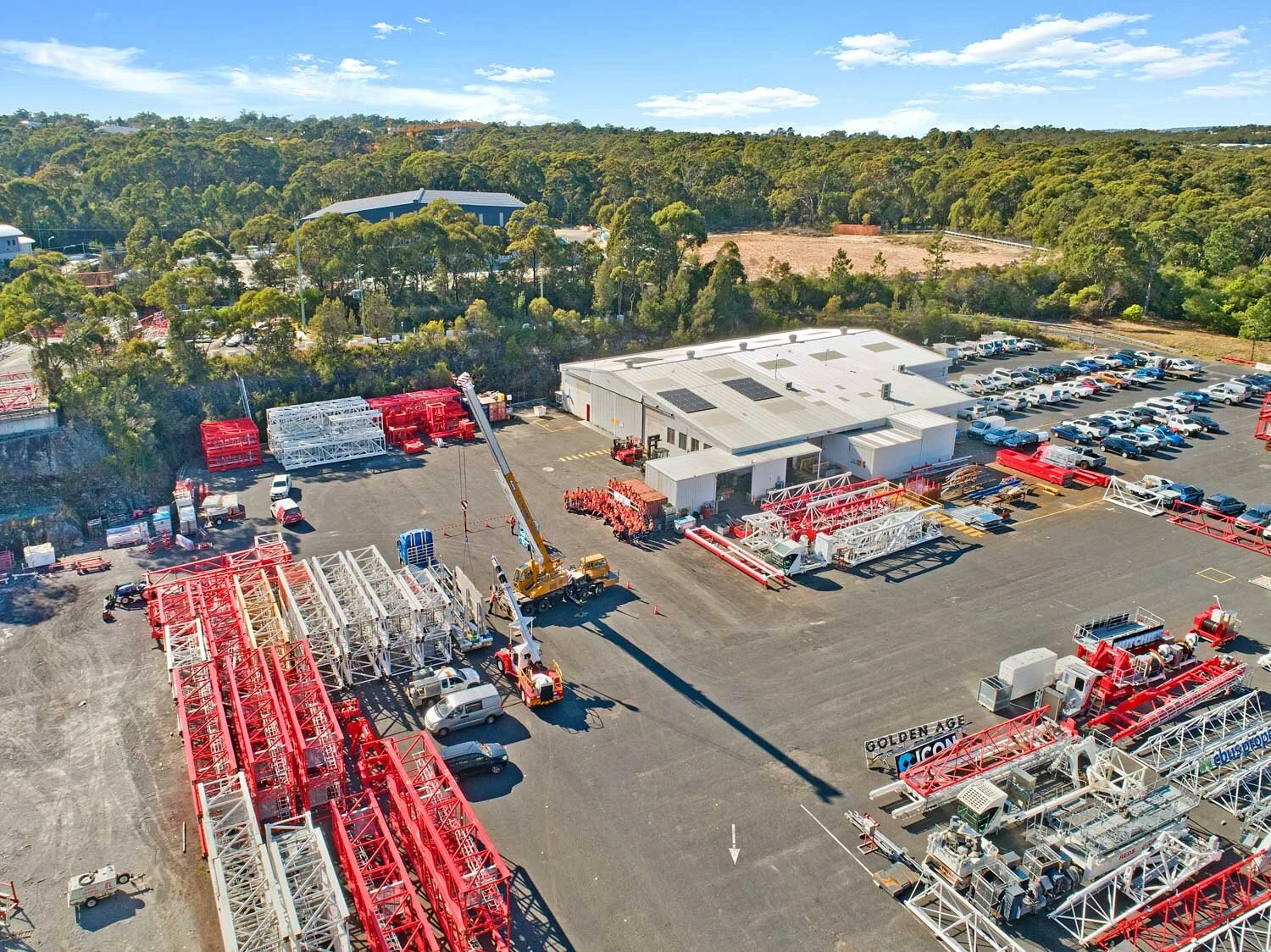 The safe choice in construction hire — Reds Global