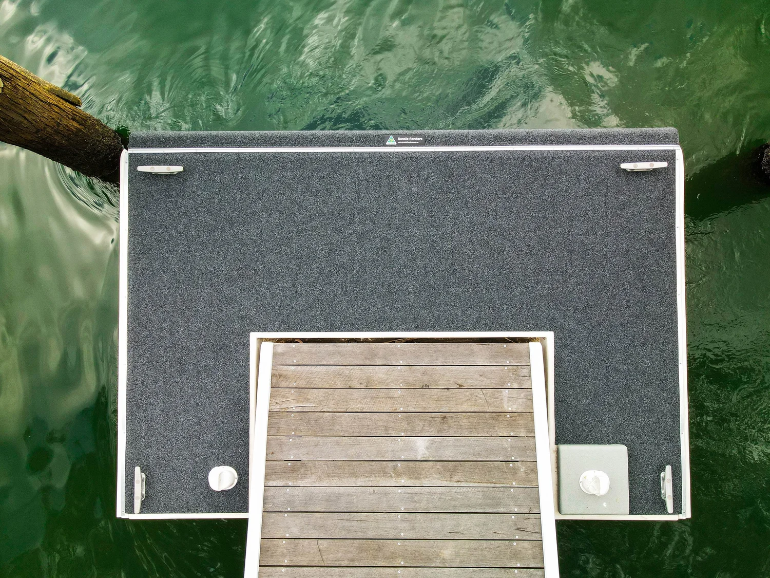 Products - Pontoon, Jetty and Marina Berth Fenders