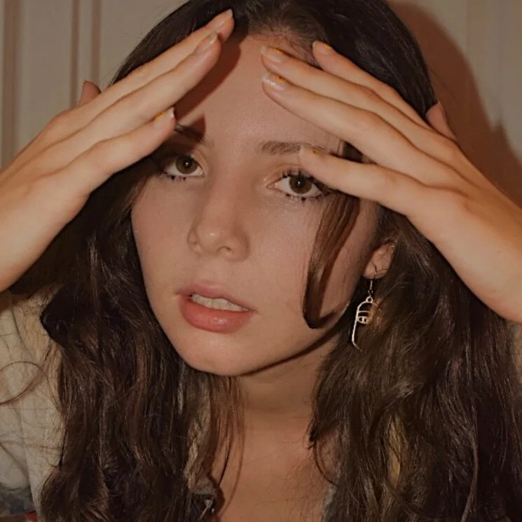 Singer Michelle