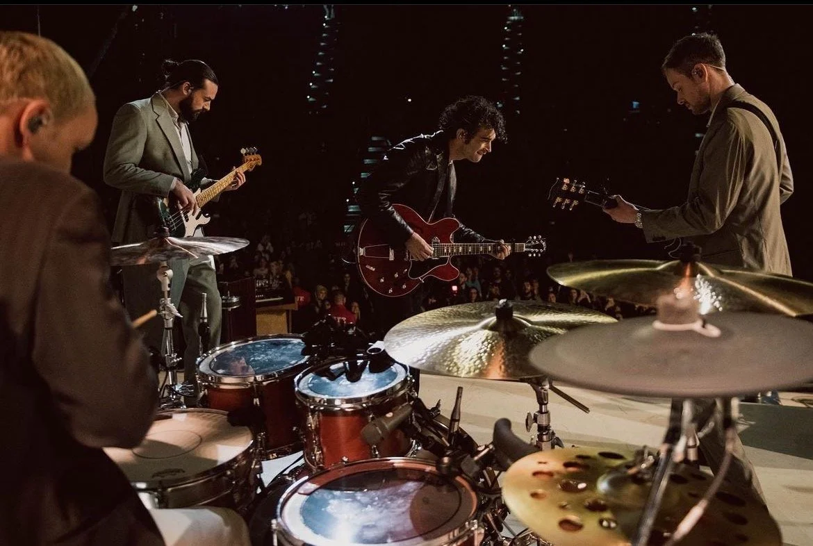 Kisses, Cigarettes, and Crawling Into TV Sets: “The 1975 At Their Very ...