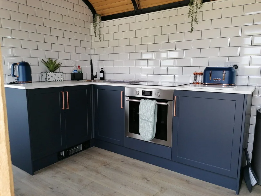 Emerald Express — Railway Retreats Holidays lets Northiam