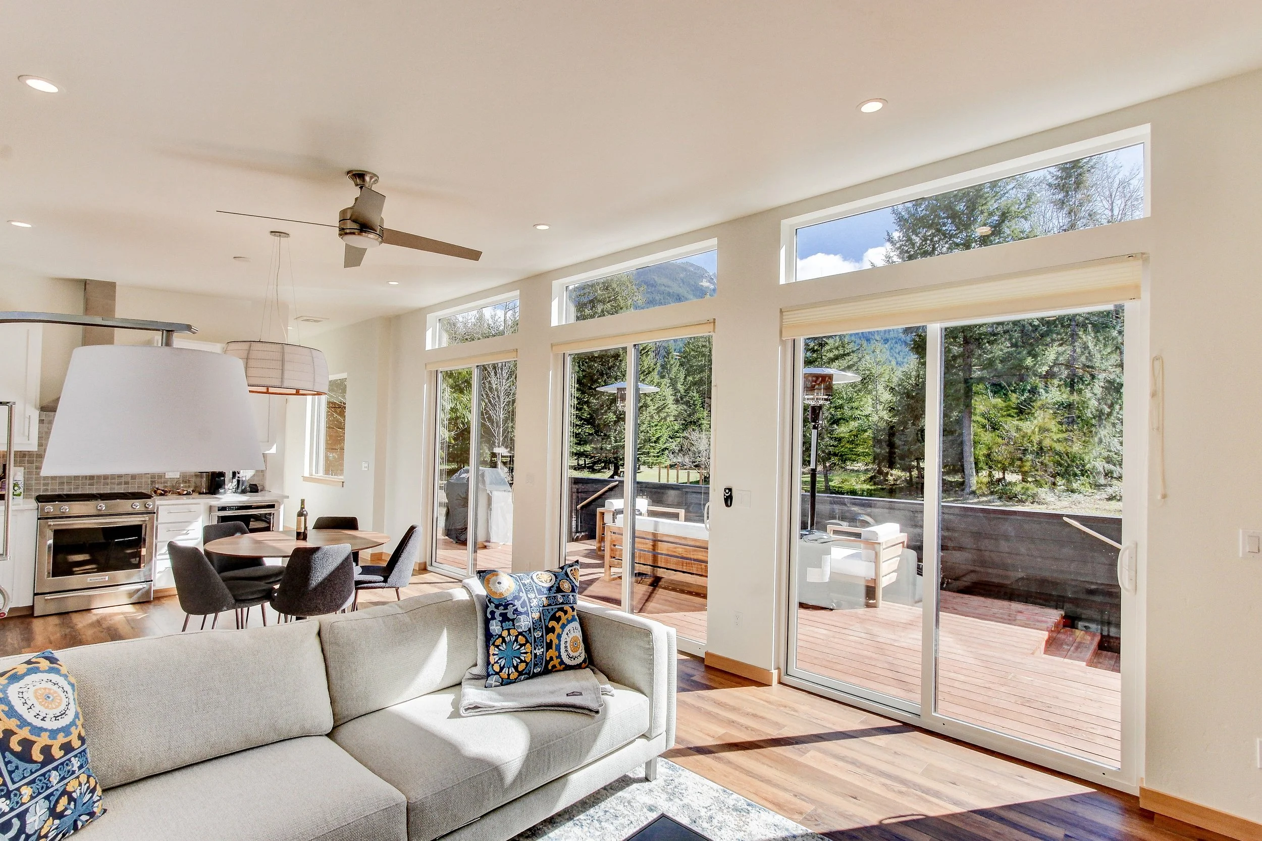 Modern Prefab Home Design - Ideabox