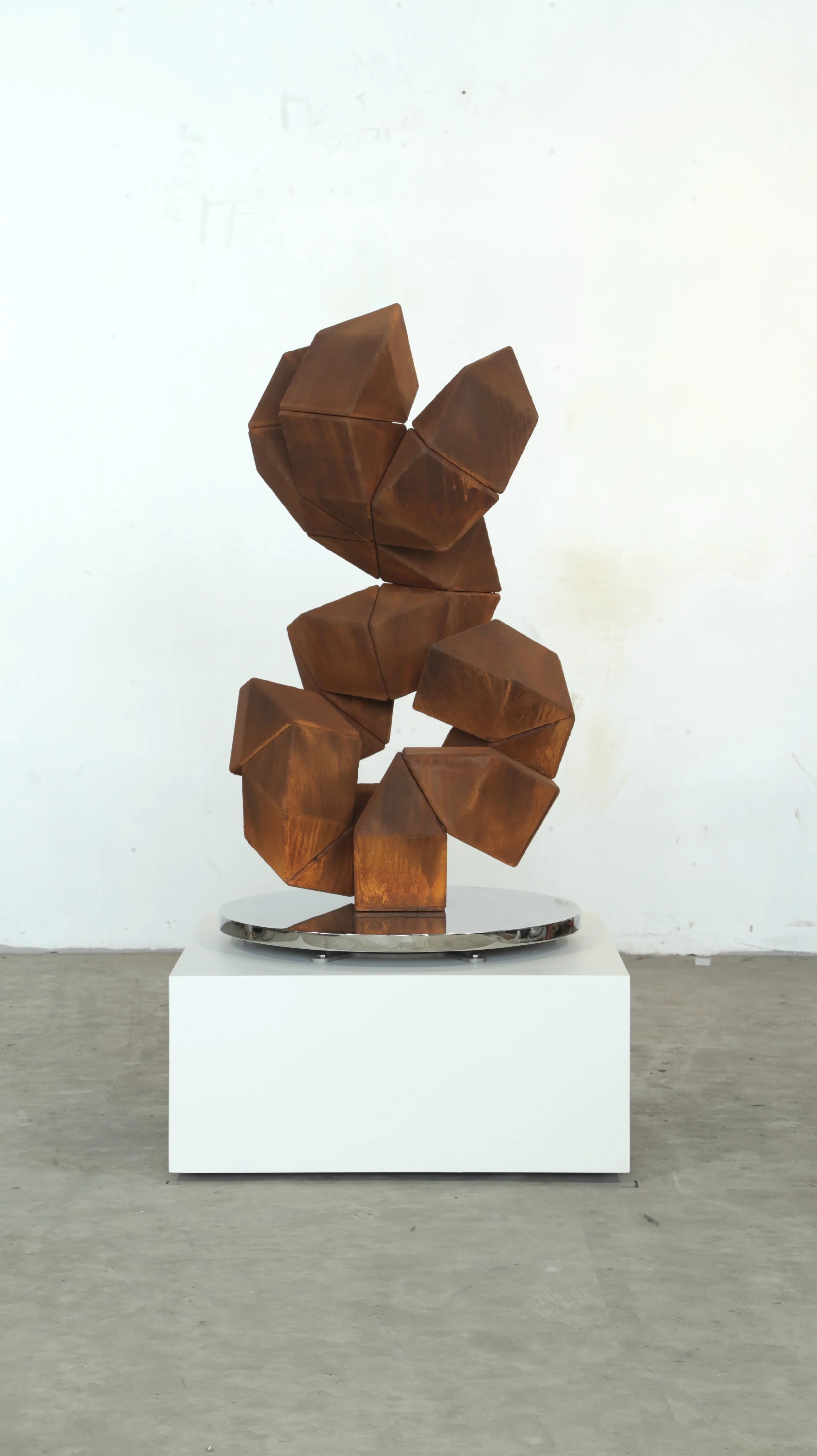 Sculptor: Patrick Hurst