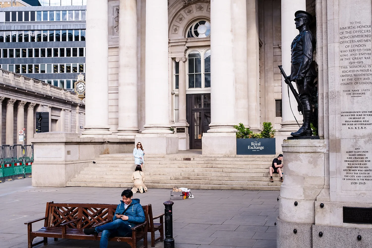 An assignment to make a picture of something overlooked — THE PHOTOWALK