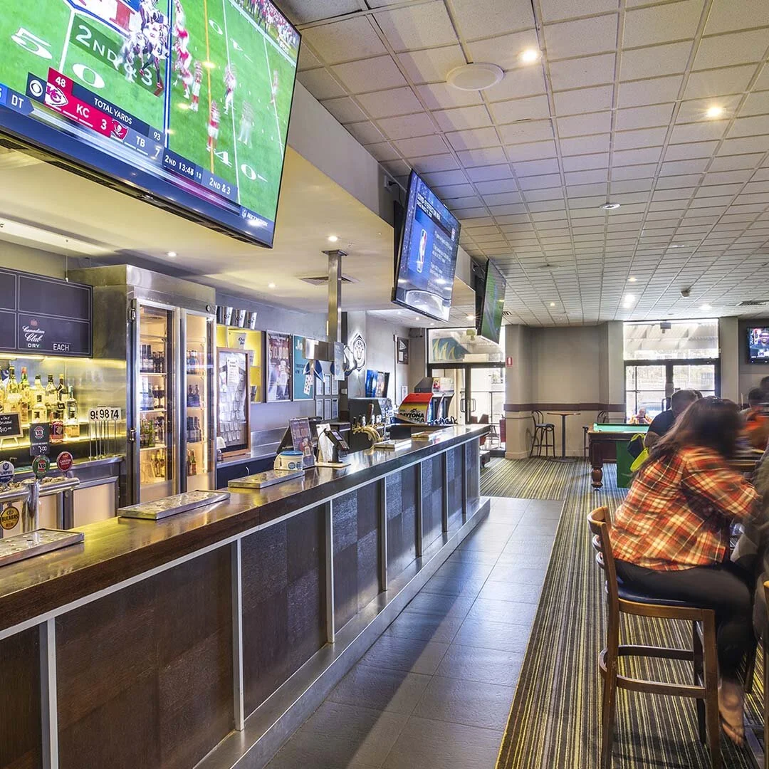 Dining — Bayswater Hotel, Bayswater, VIC