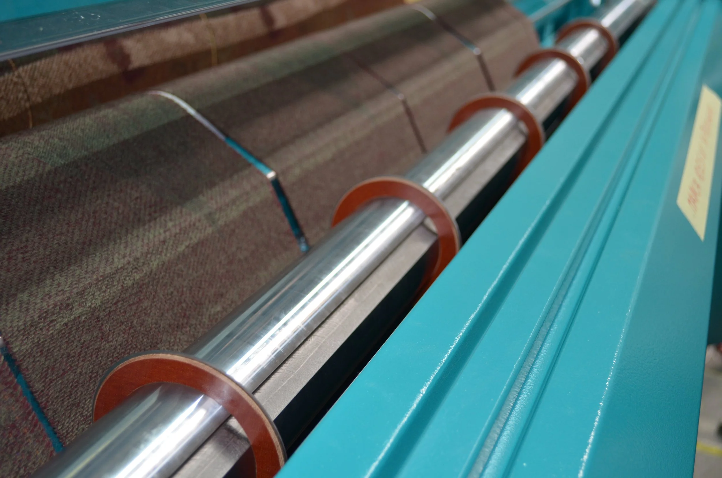 Fringing and cutting machines for scarves and blankets — Lafer SpA ...