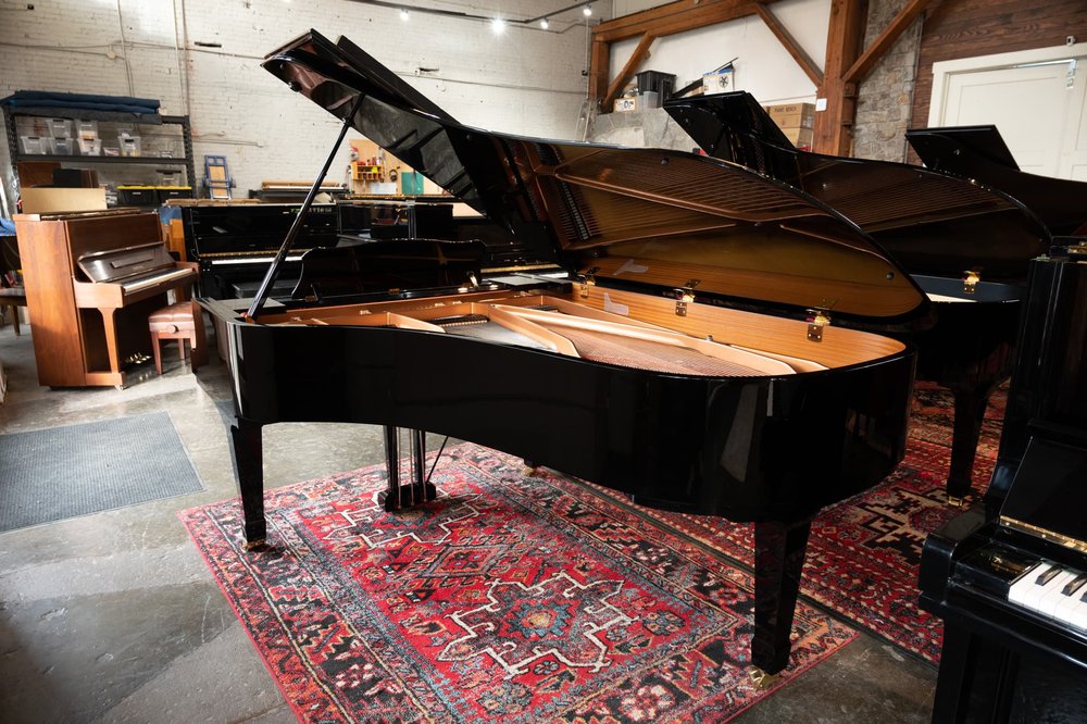 Yamaha C7 Grand Piano