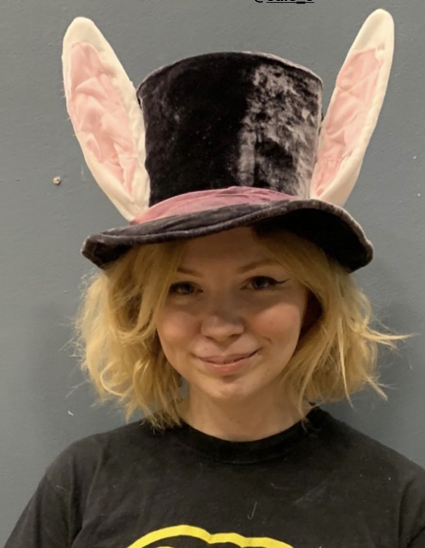 Sharon Dallas — Costuming for Stage and Screen