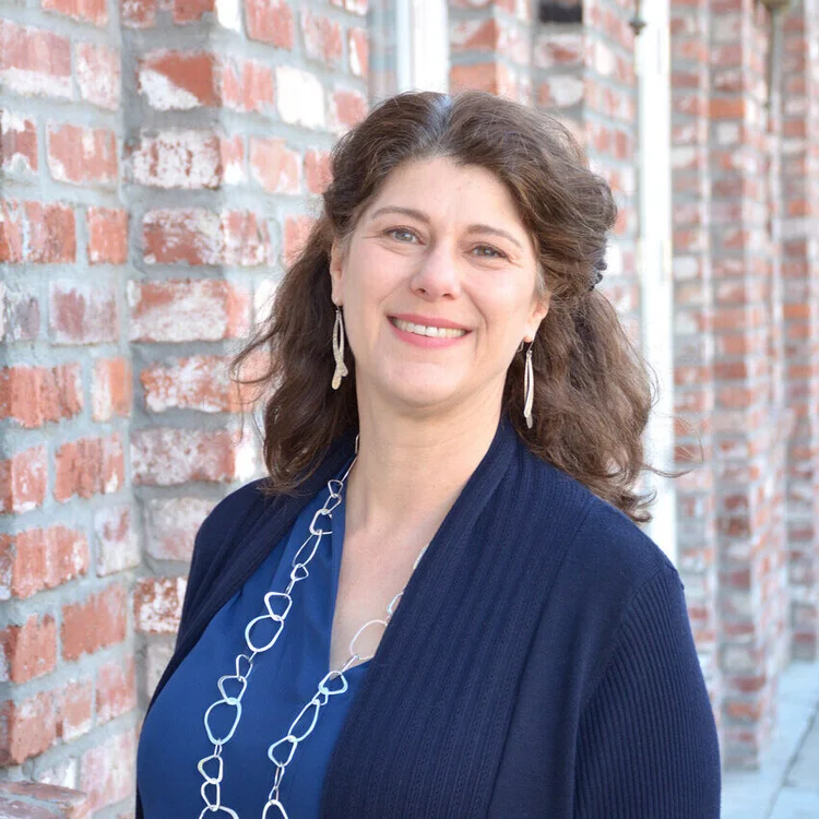DEBRA WINSTON INTERIOR DESIGN