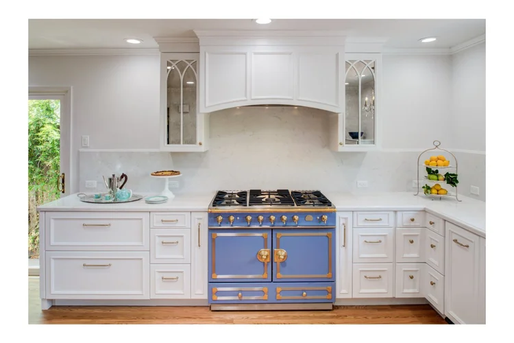 DEBRA WINSTON INTERIOR DESIGN