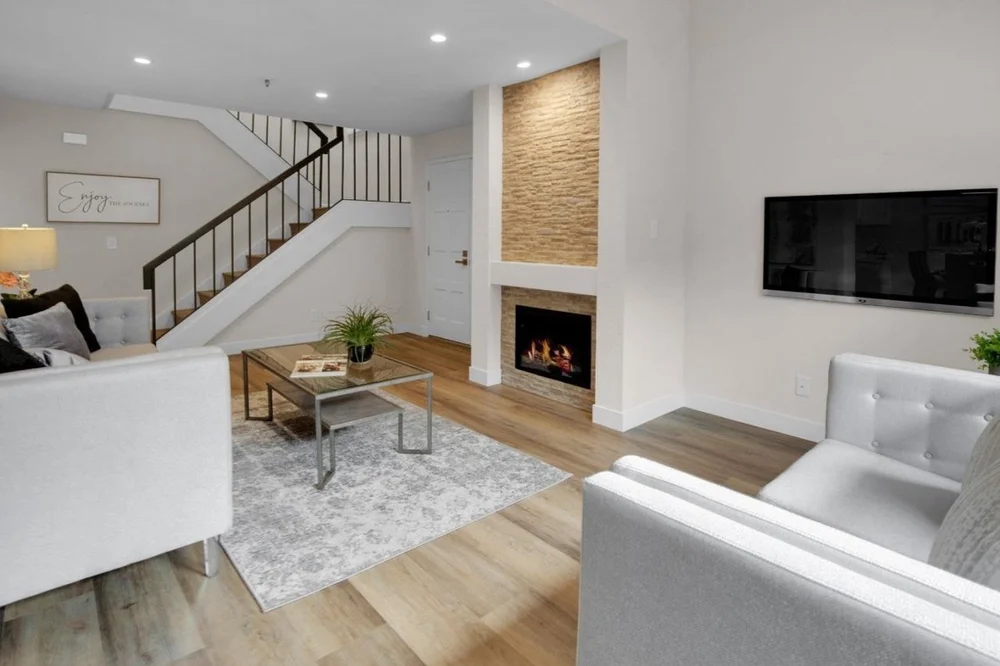 DEBRA WINSTON INTERIOR DESIGN