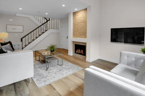 DEBRA WINSTON INTERIOR DESIGN