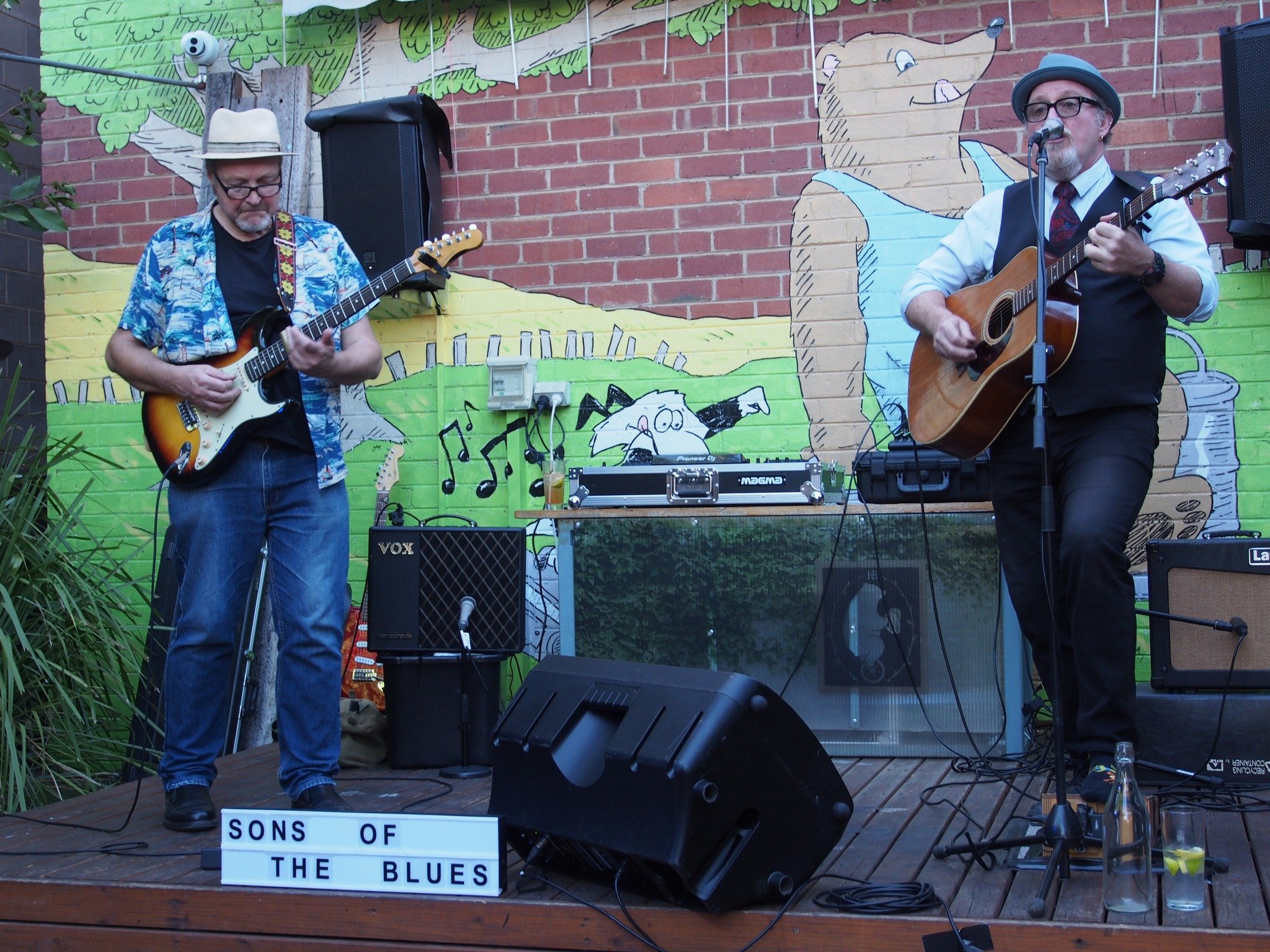 Handle Bar Bendigo | Bendigo's Backyard Bar