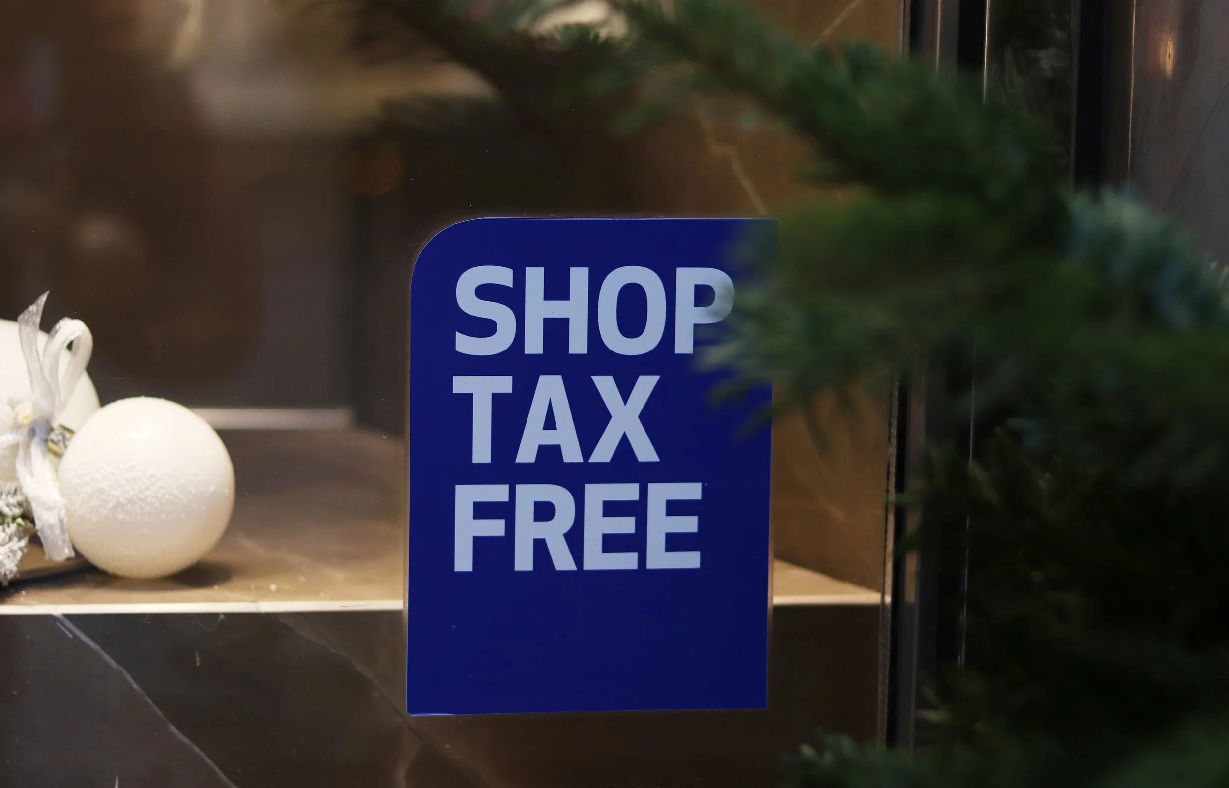 Tax-free Shopping in France: How to Choose the Best VAT Refund App or ...