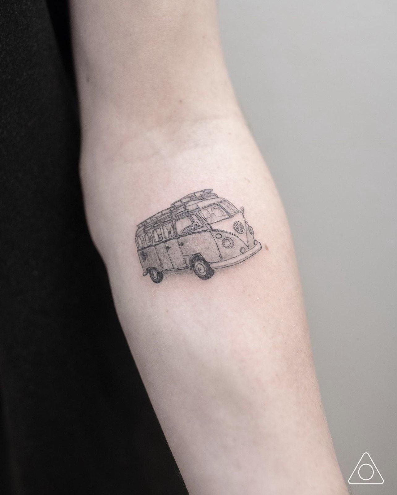 VOLKSWAGEN BUS — 1MM Tattoo Studio
