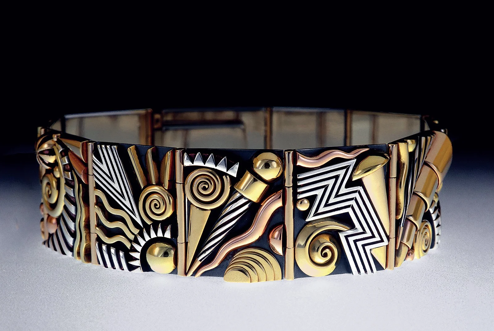 Aaron Macsai & Frances Kite 44.2 — Ornament Magazine