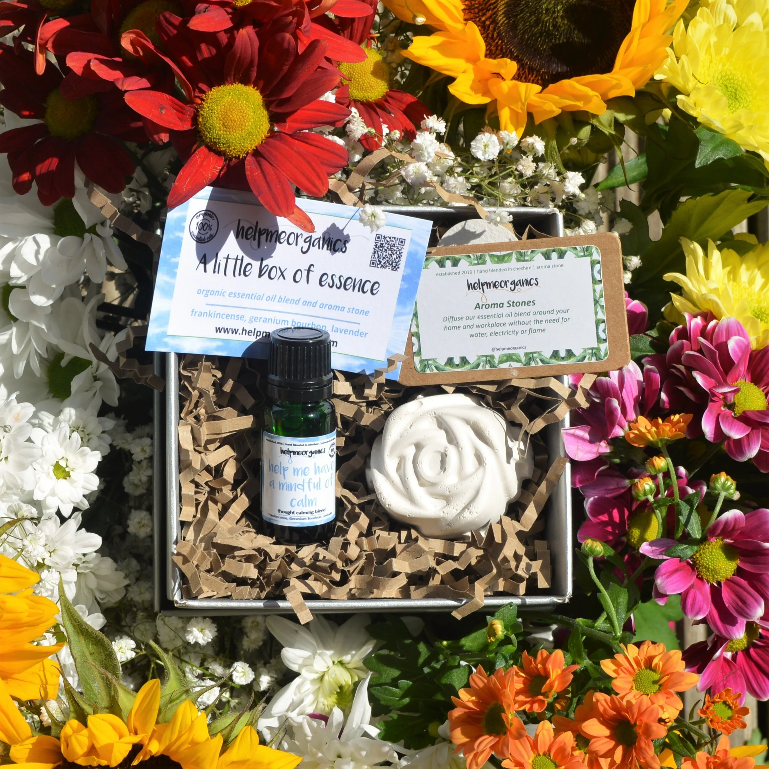 Mindful essential oil blend with Aromastone in A Little Box of Essence ...