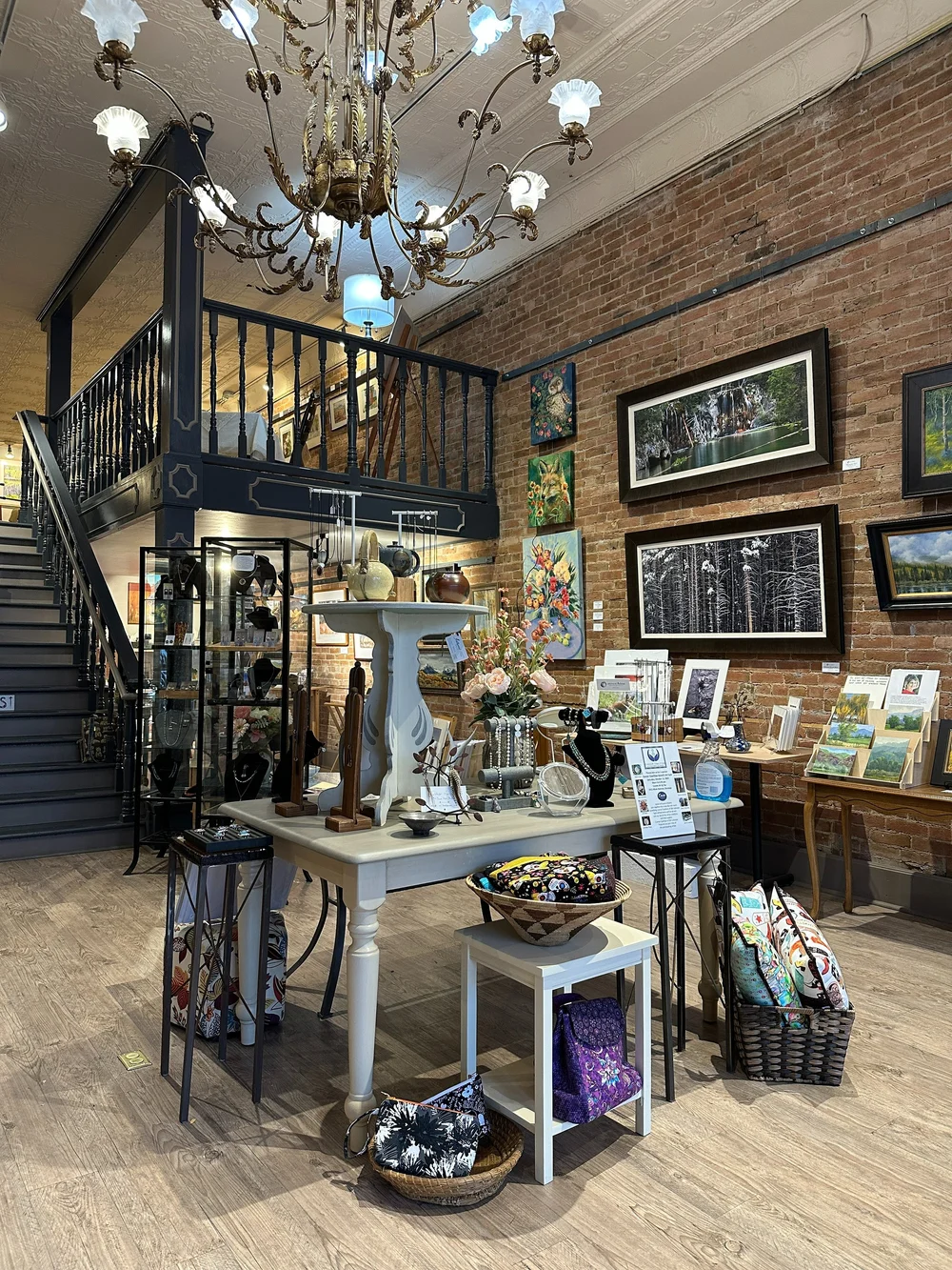 Art Rental Space — create