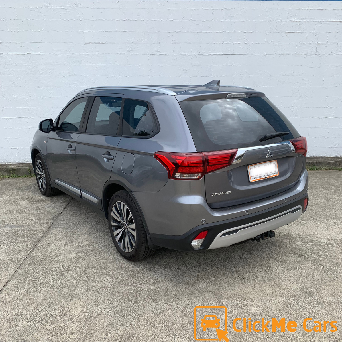 Mitsubishi Outlander 7-seater — ClickMe Cars
