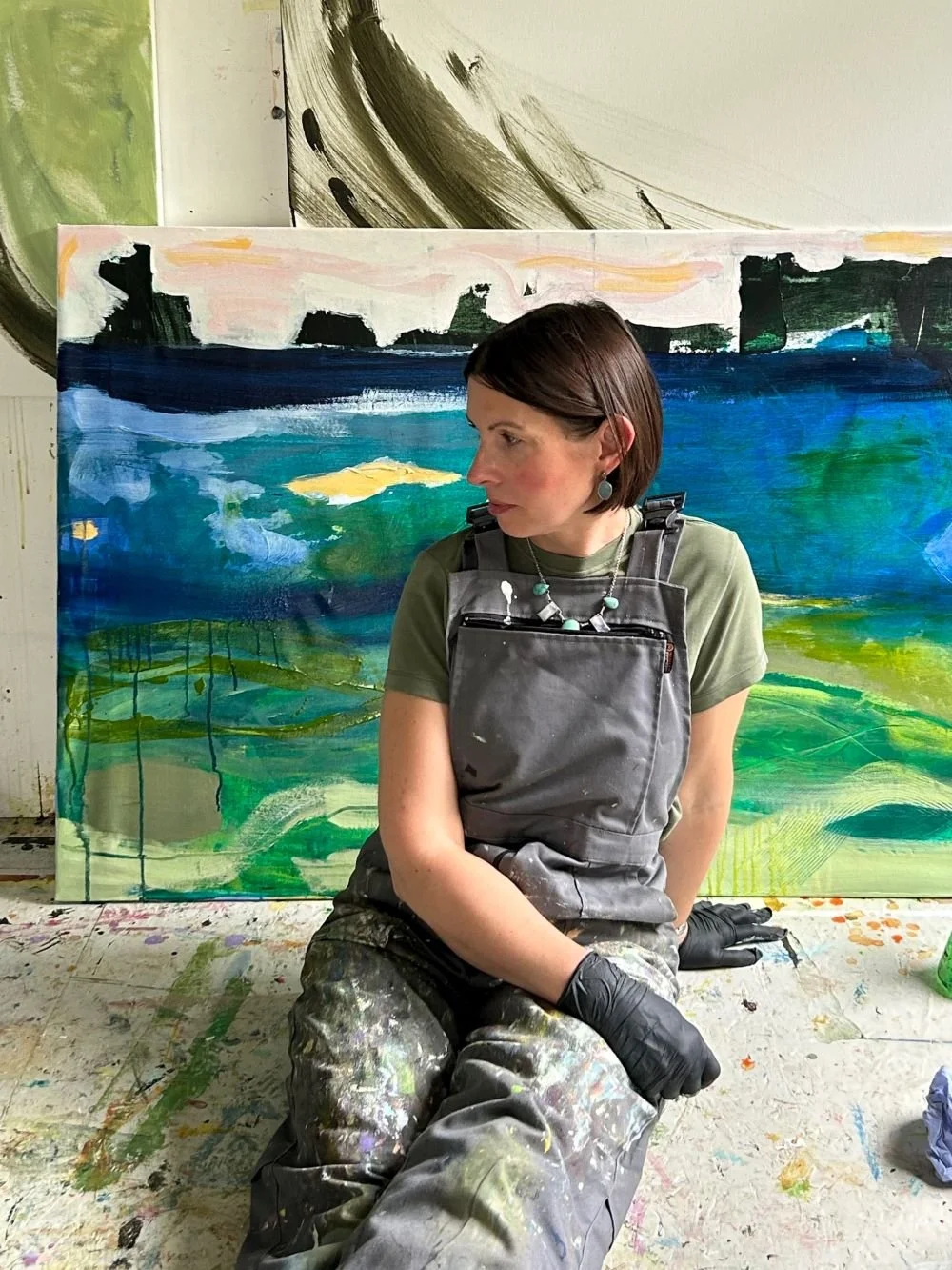 Carly Gilliatt, Lincolnshire artist, creating colourful abstract ...