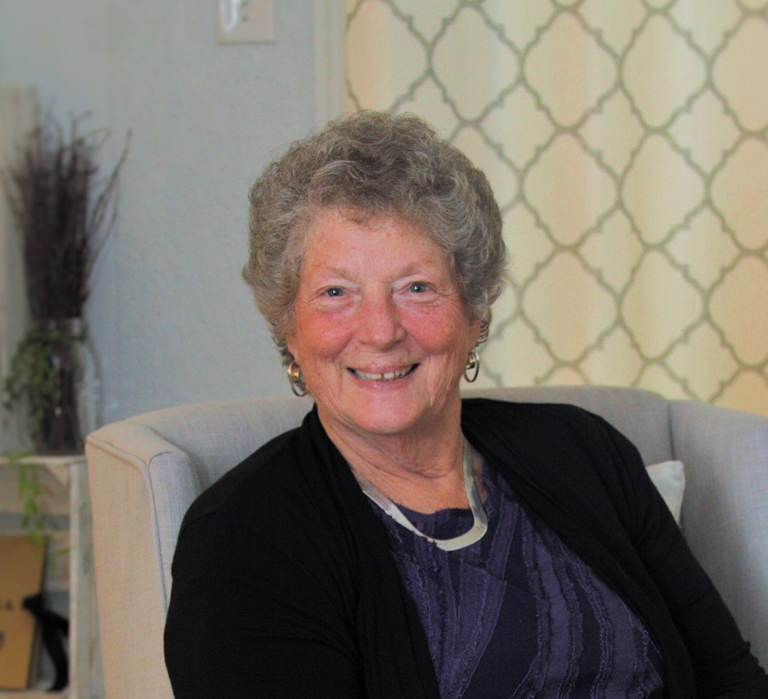 About Artist — MaryLou Andrews World of Watercolors