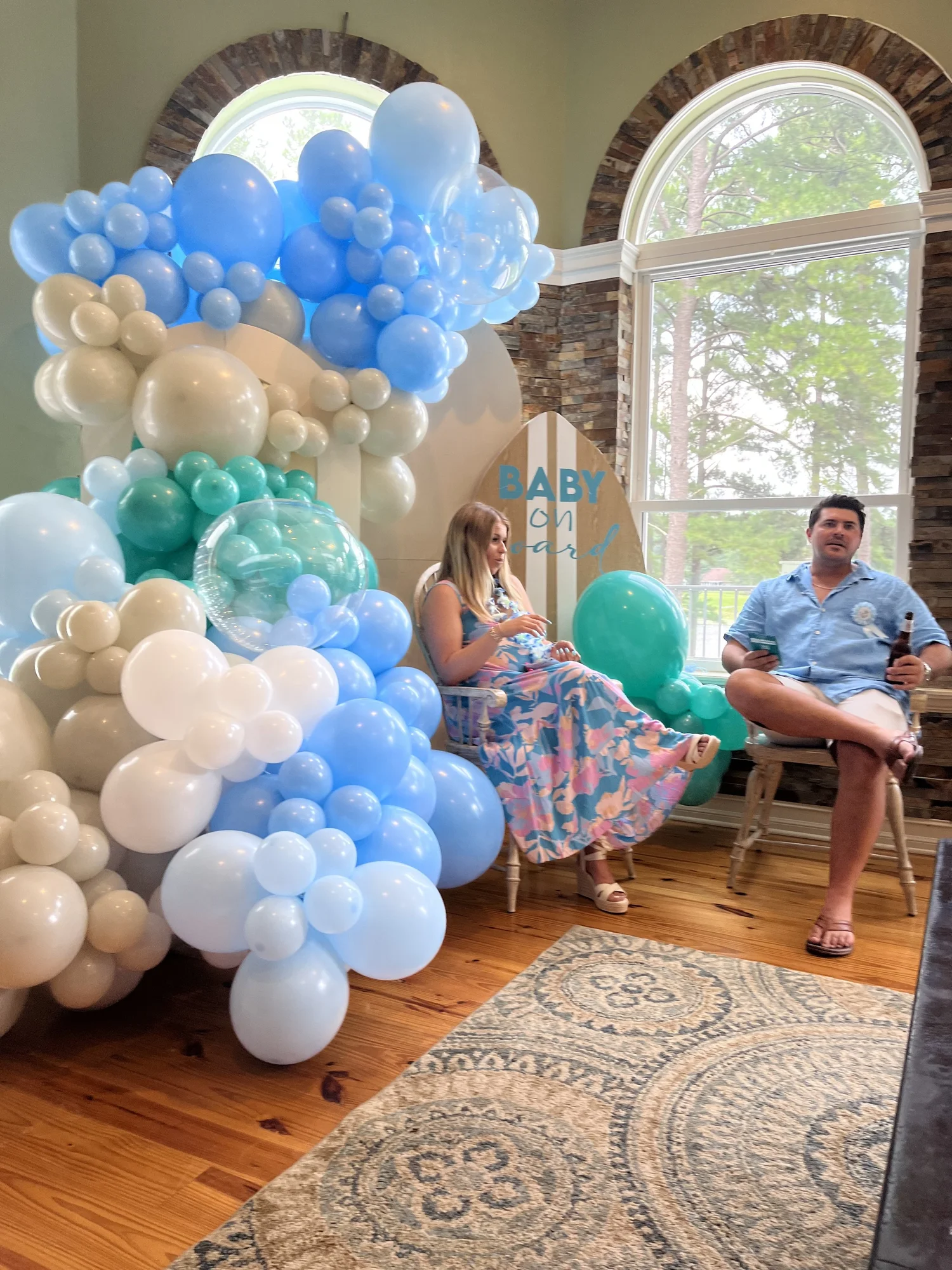 DIY Red, White, and Black Balloon Garland Kit — Fizz & Foam Mobile Bar