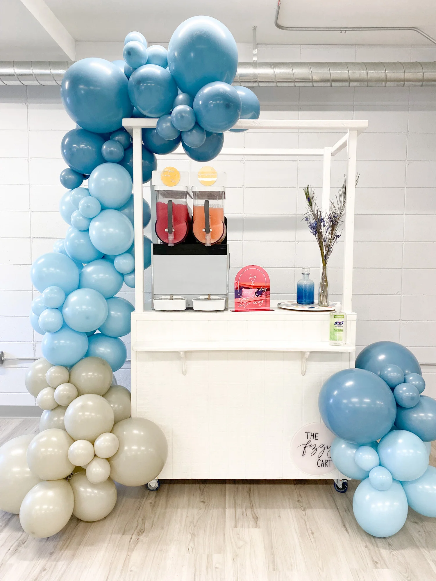 The Fizzy Cart | Book Your Mobile Bar Today — Fizz & Foam Mobile Bar