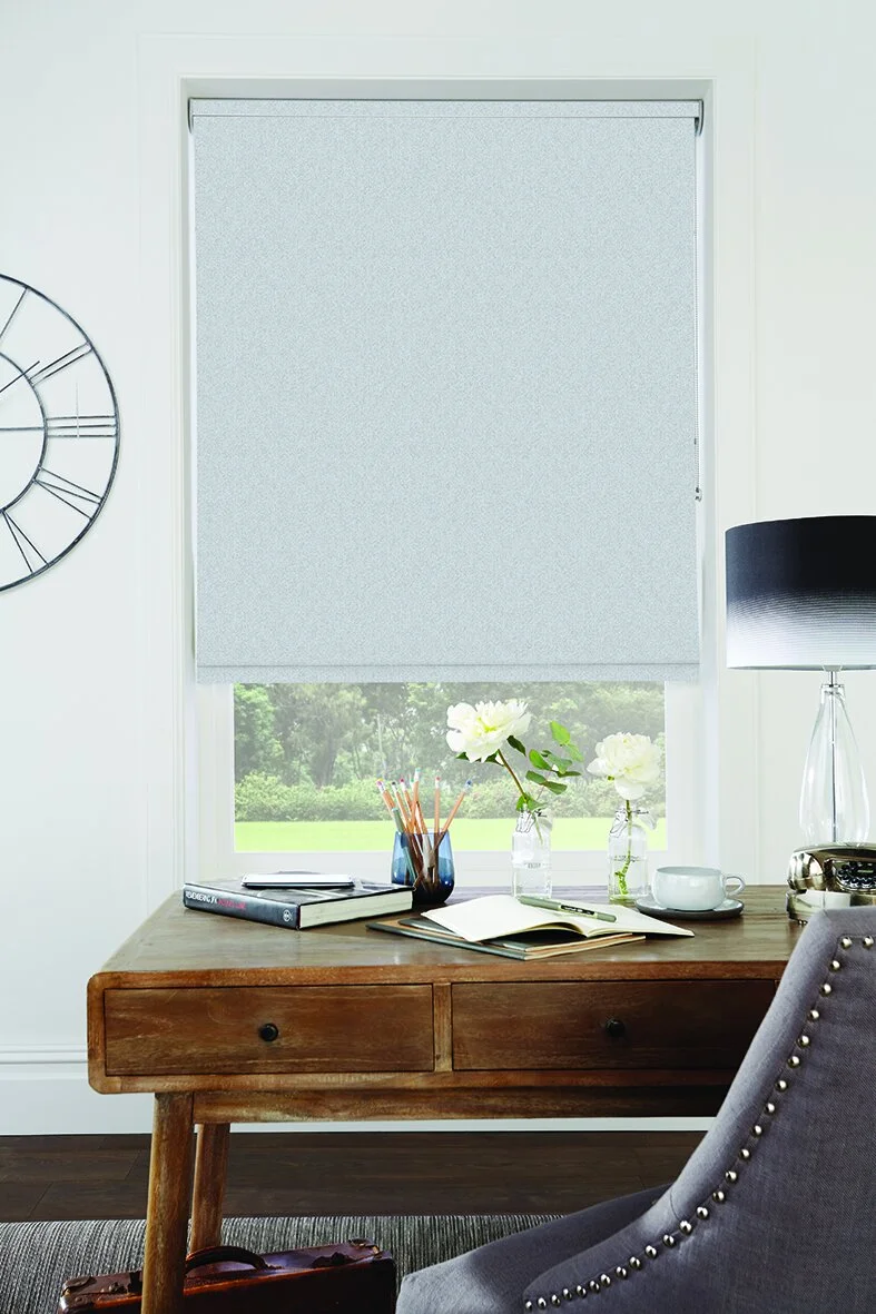 Battery Powered vs Mains Powered Blinds | The Smart Blind