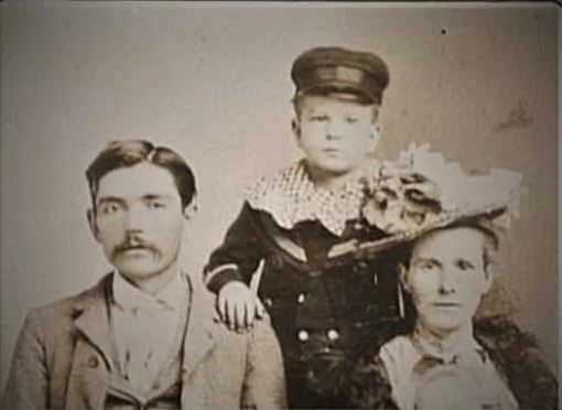 Clyde Chestnut Barrow — Murderous Roots